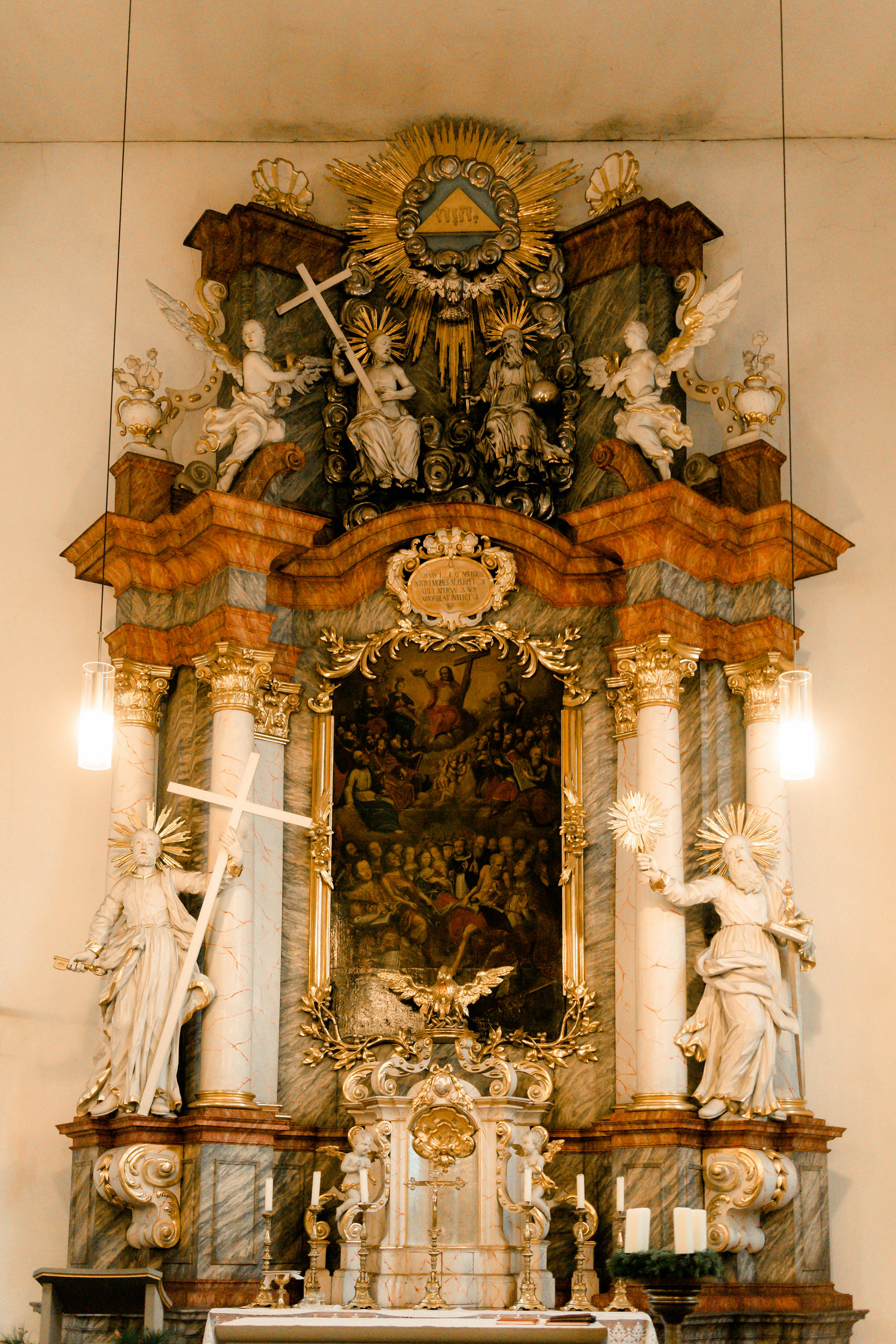 Altar in Baroque Church · Free Stock Photo