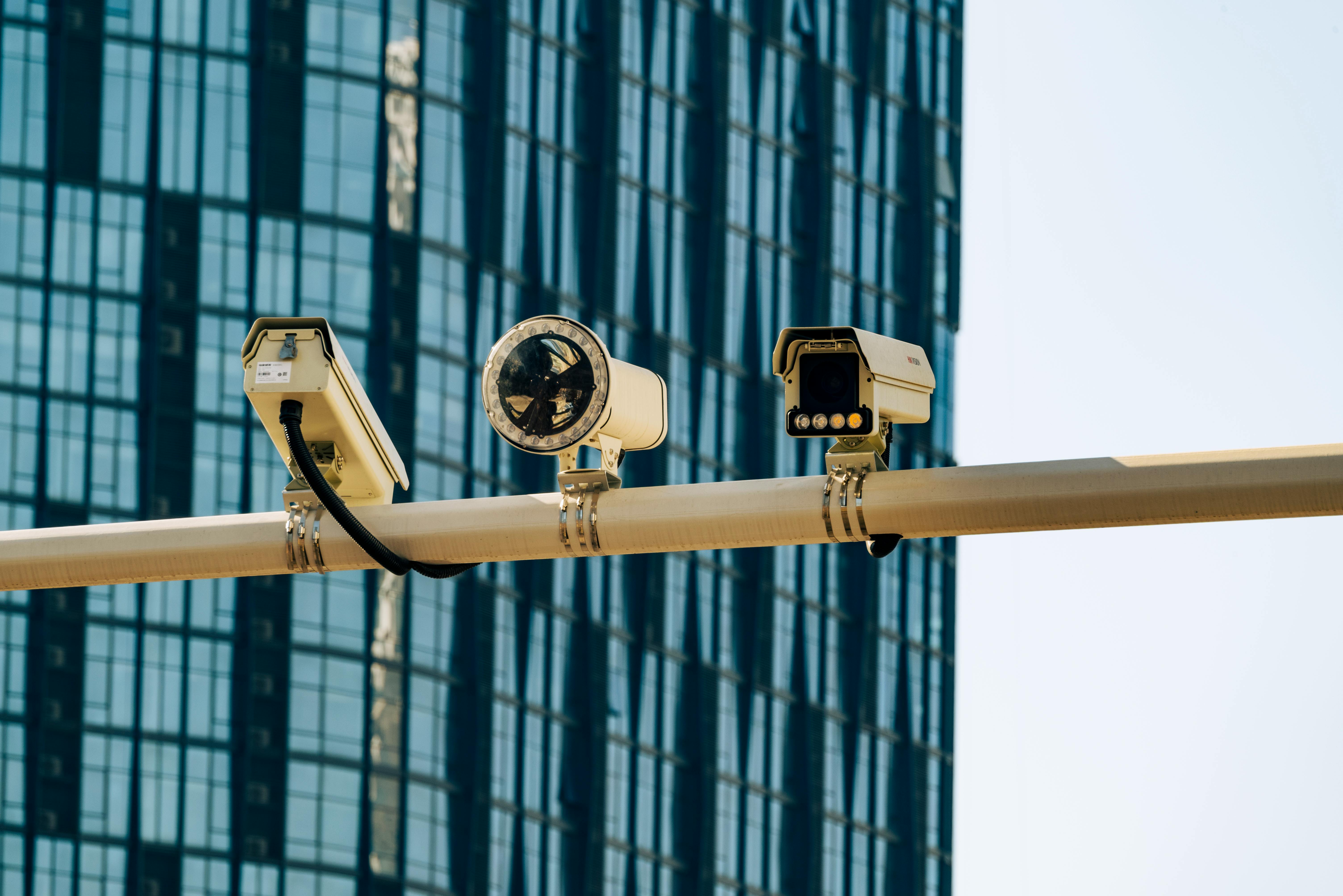 Surveillance Cameras in City · Free Stock Photo