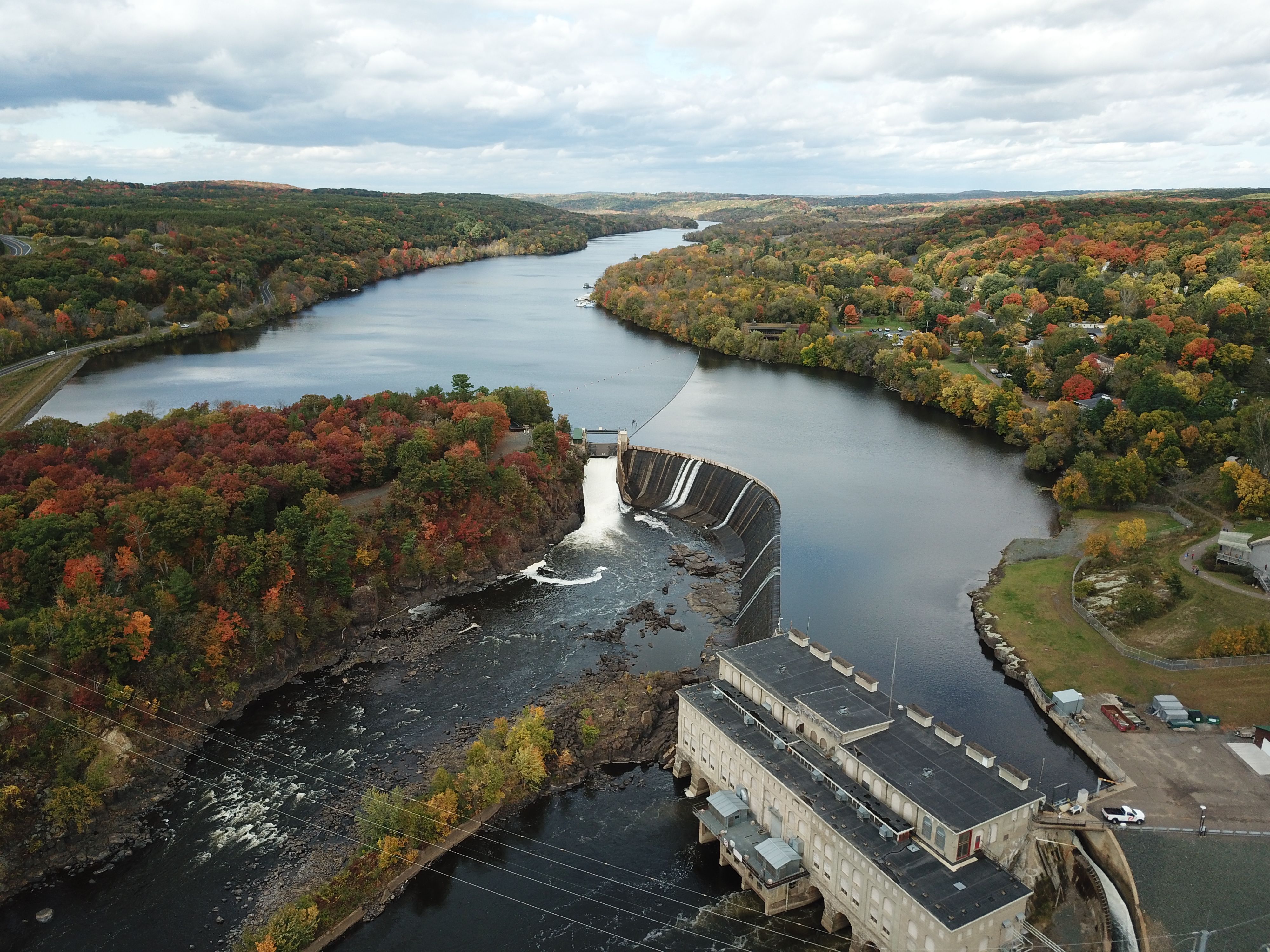 Dam on River in Forest in Autumn · Free Stock Photo