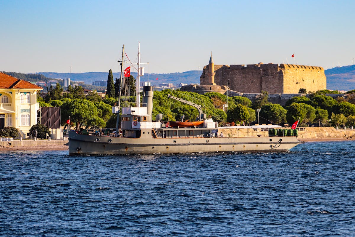 Fso Vessel Photos, Download The BEST Free Fso Vessel Stock Photos & HD ...