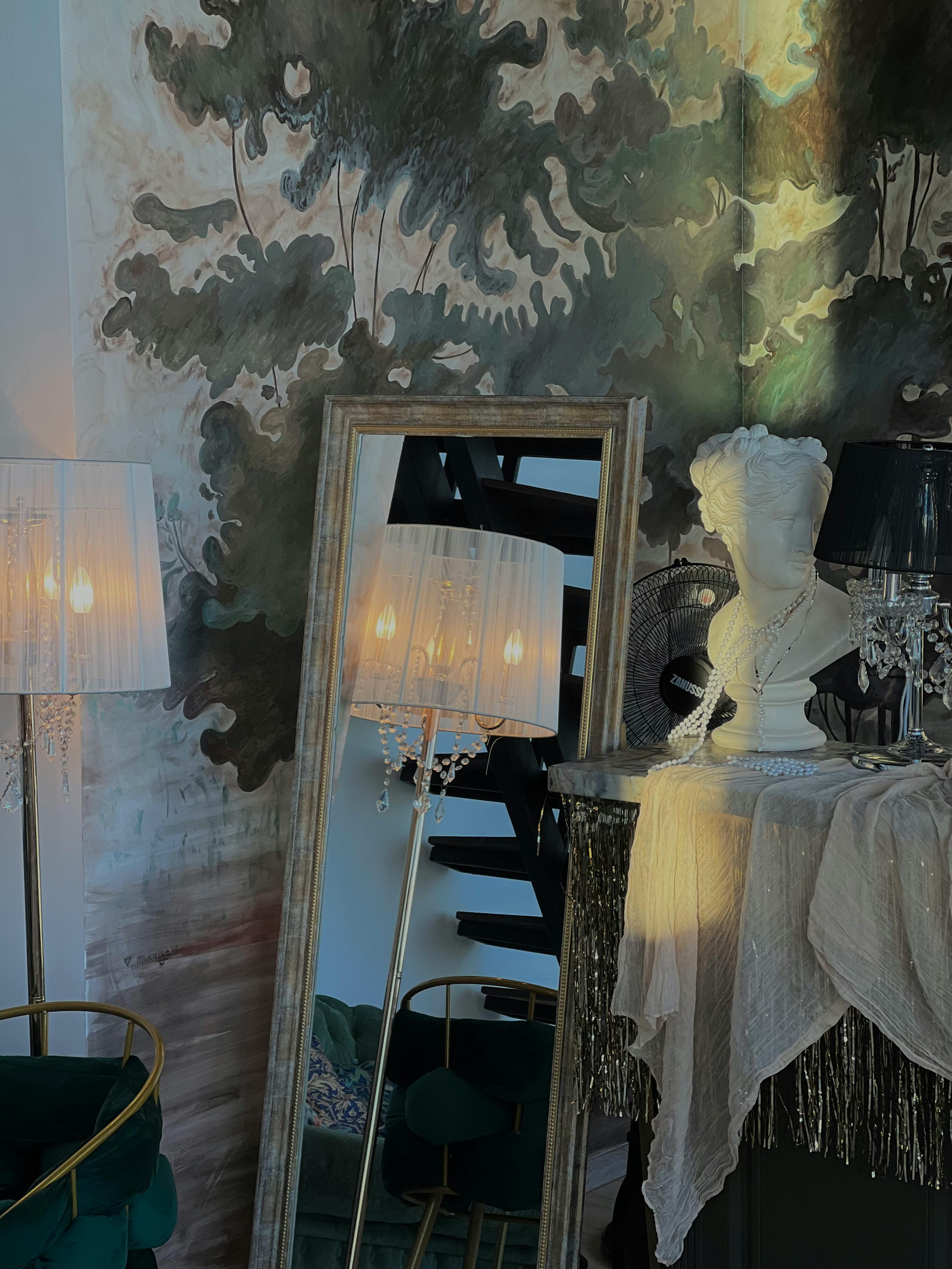 Interior with a Painted Wall, and a Lamp Reflecting in a Mirror · Free ...