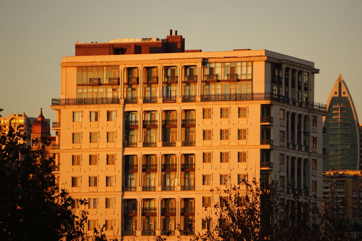 Hotel Building Photos, Download The BEST Free Hotel Building Stock ...