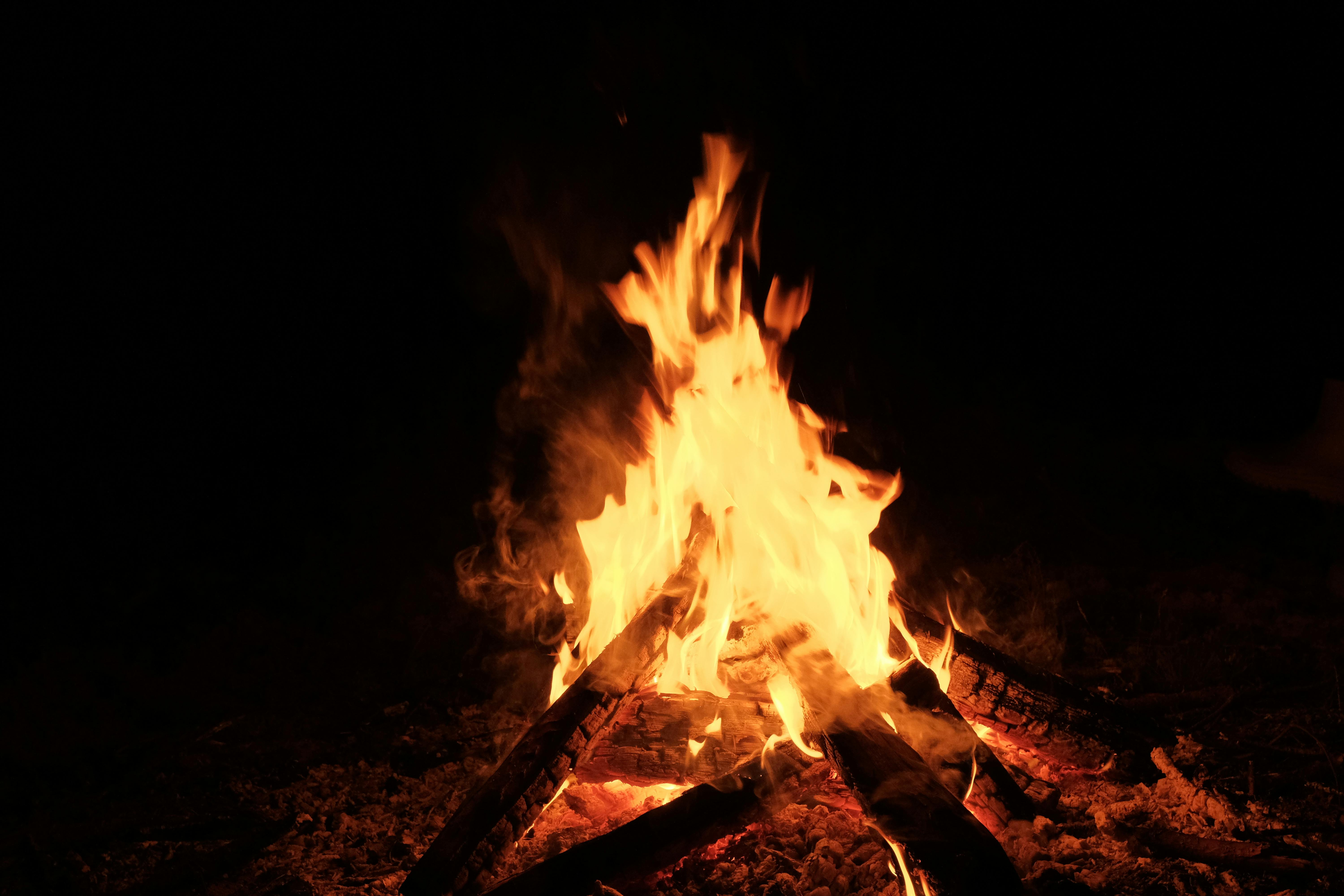 Bonfire · Free Stock Photo