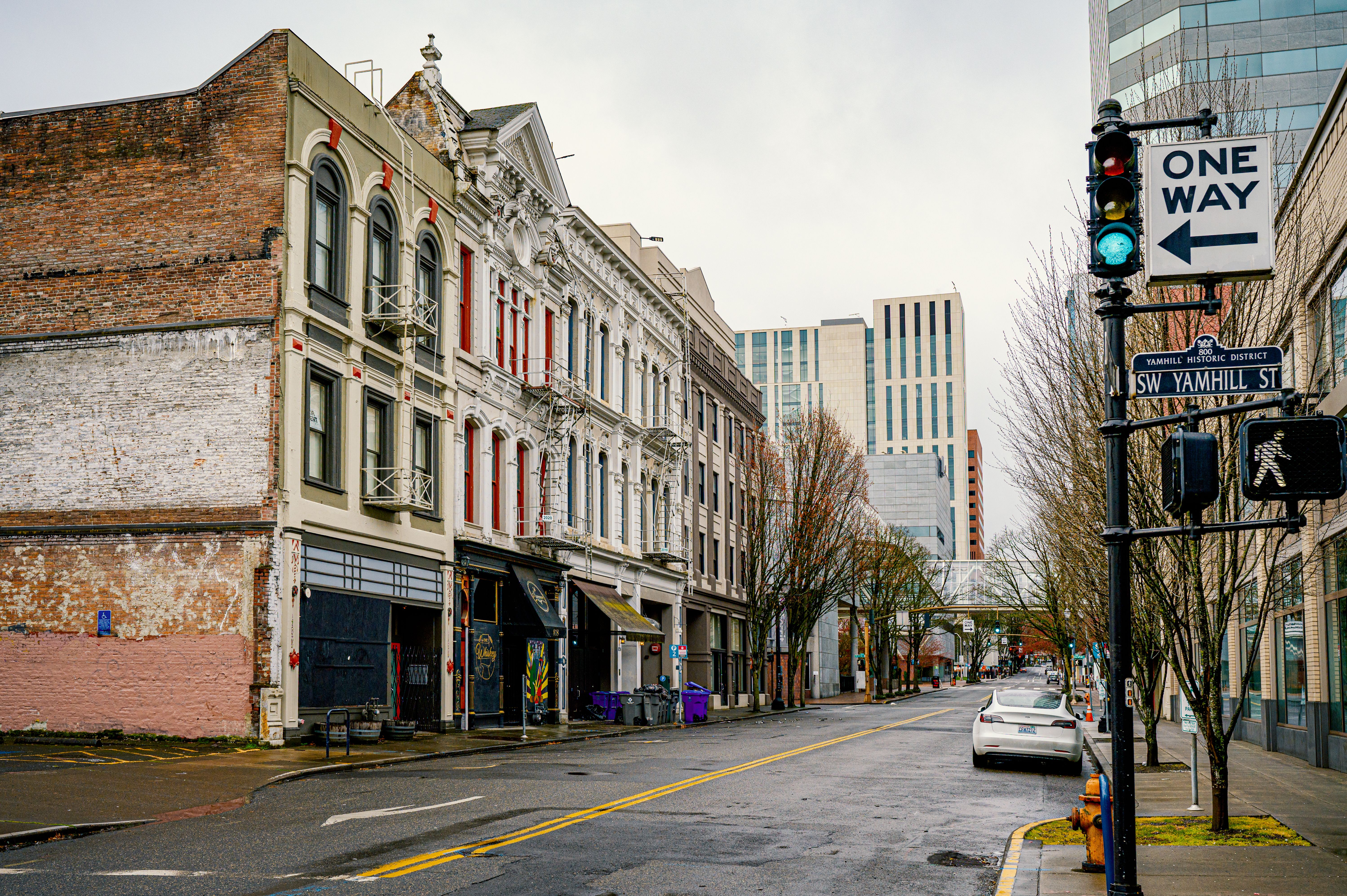 Street after Rain in Yamhill Historic District in Portland in USA ...