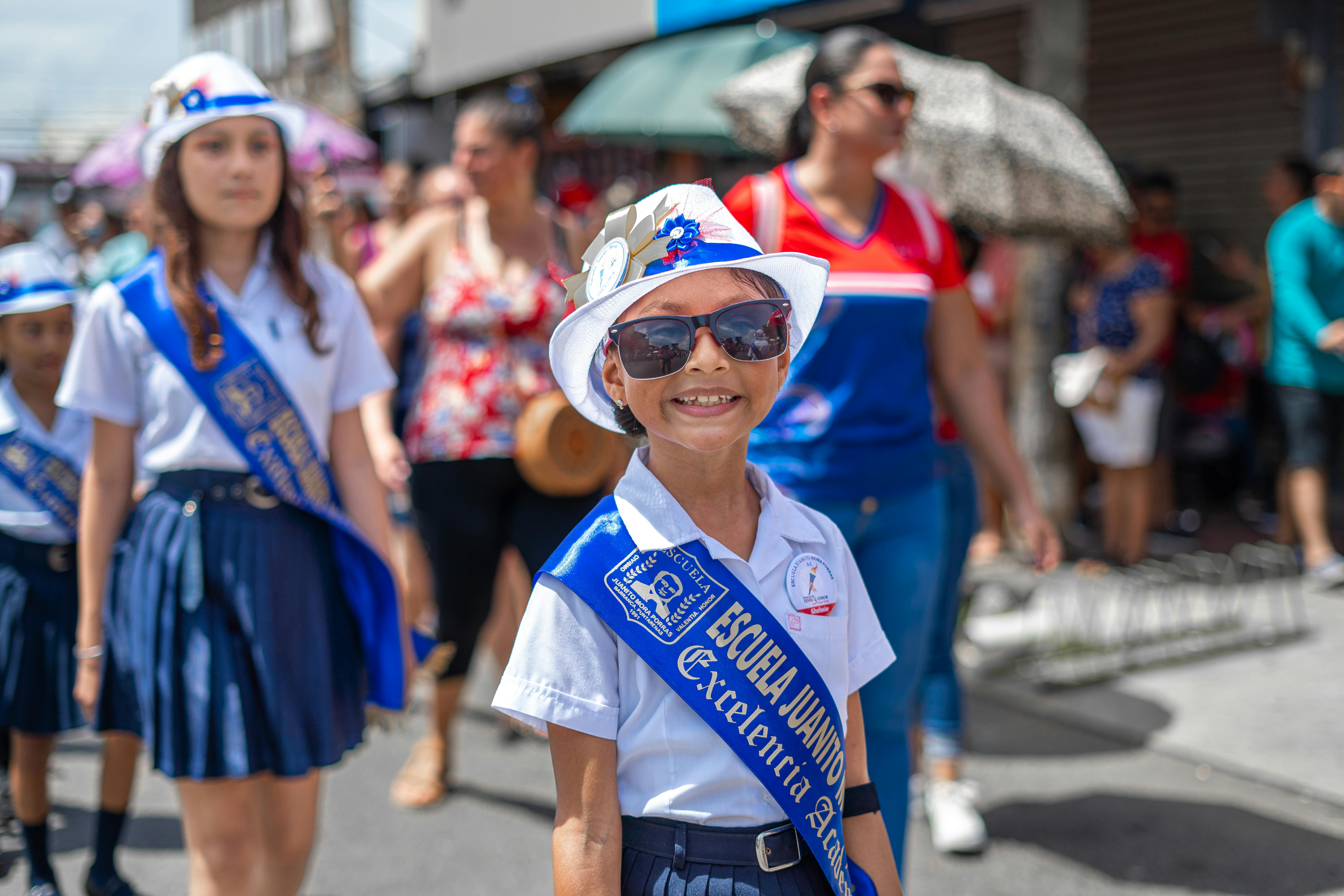 Standing Person In Street Photos, Download The BEST Free Standing ...