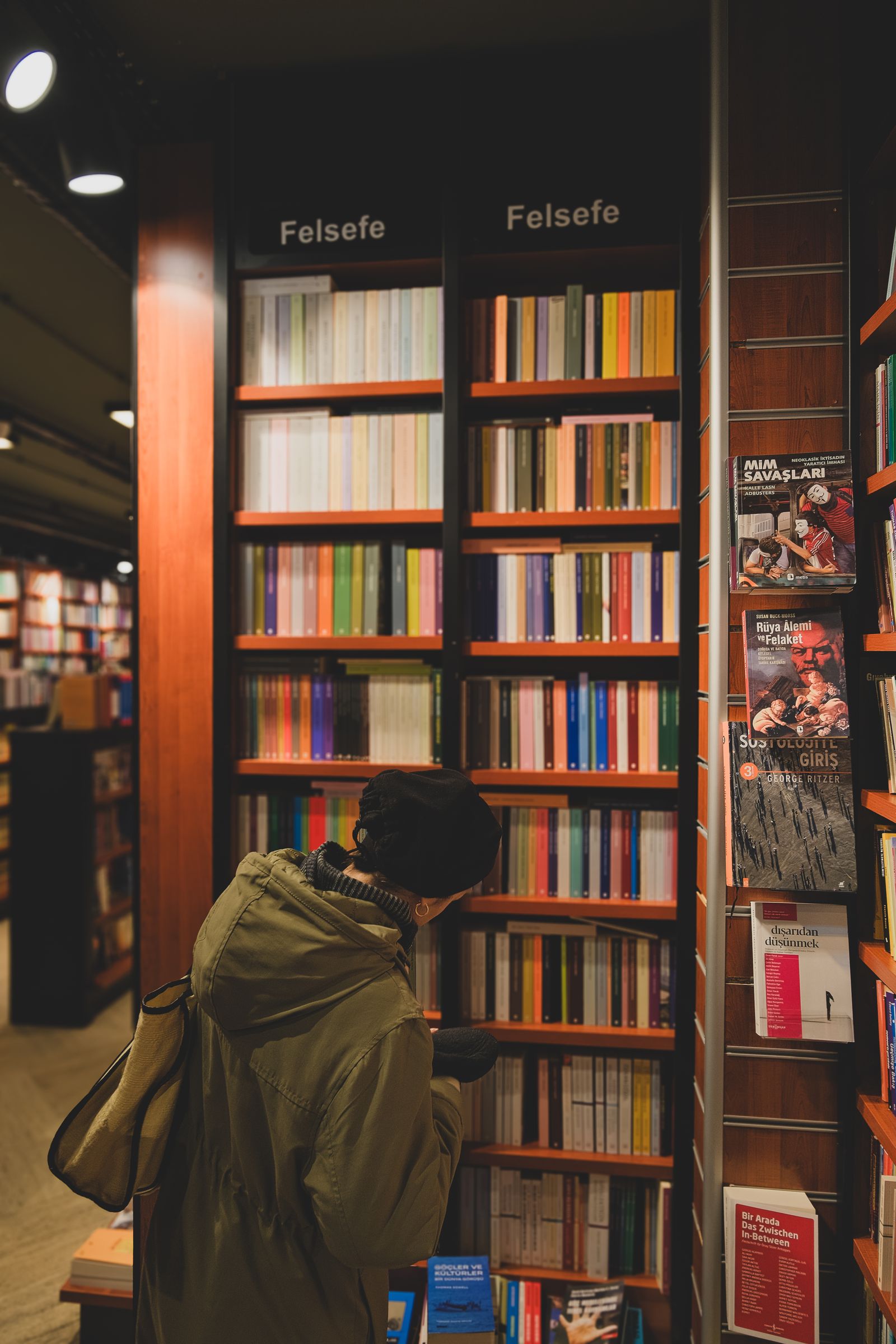 Library Books Photos, Download The BEST Free Library Books Stock Photos ...