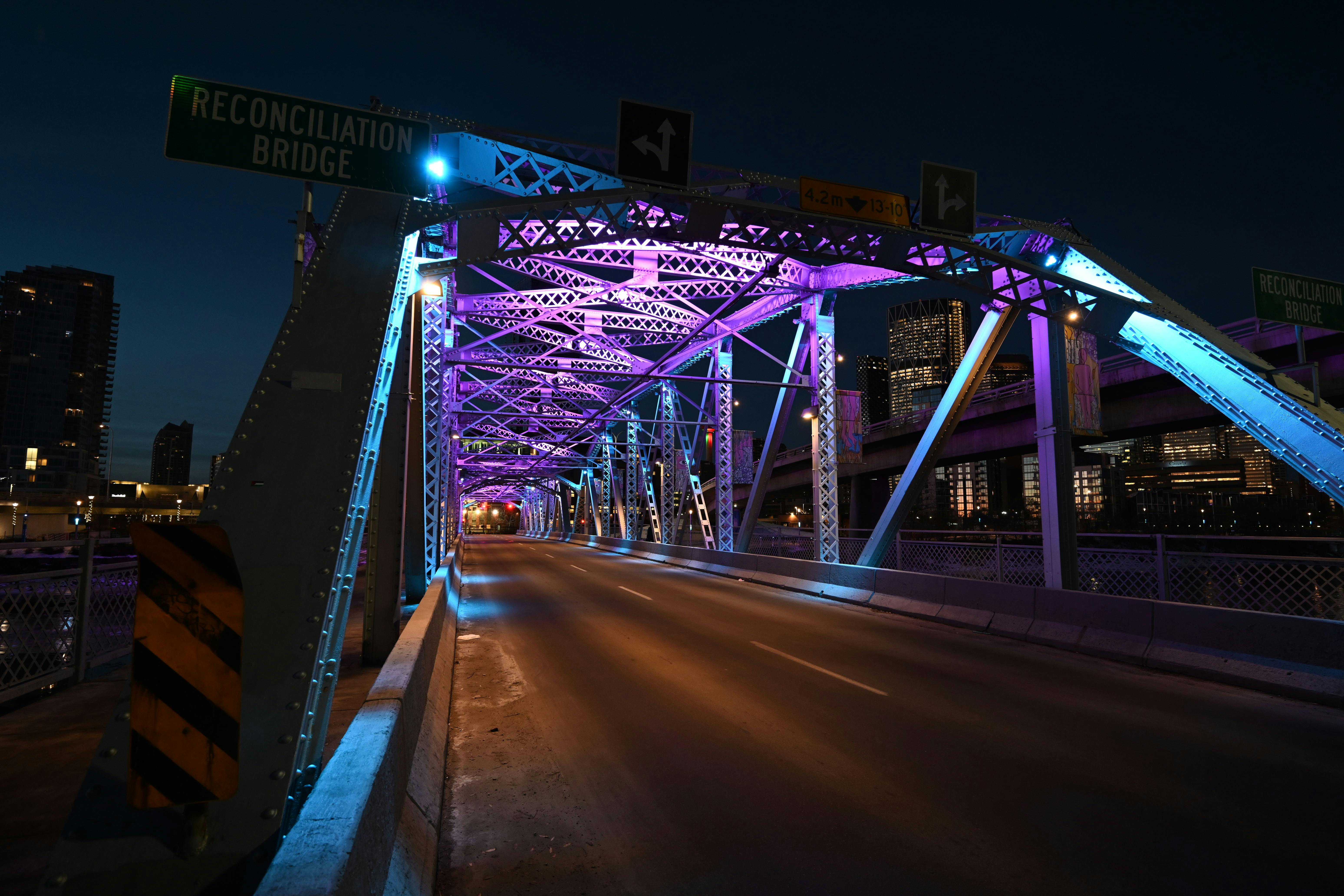 Purple Light on Bridge at Night · Free Stock Photo