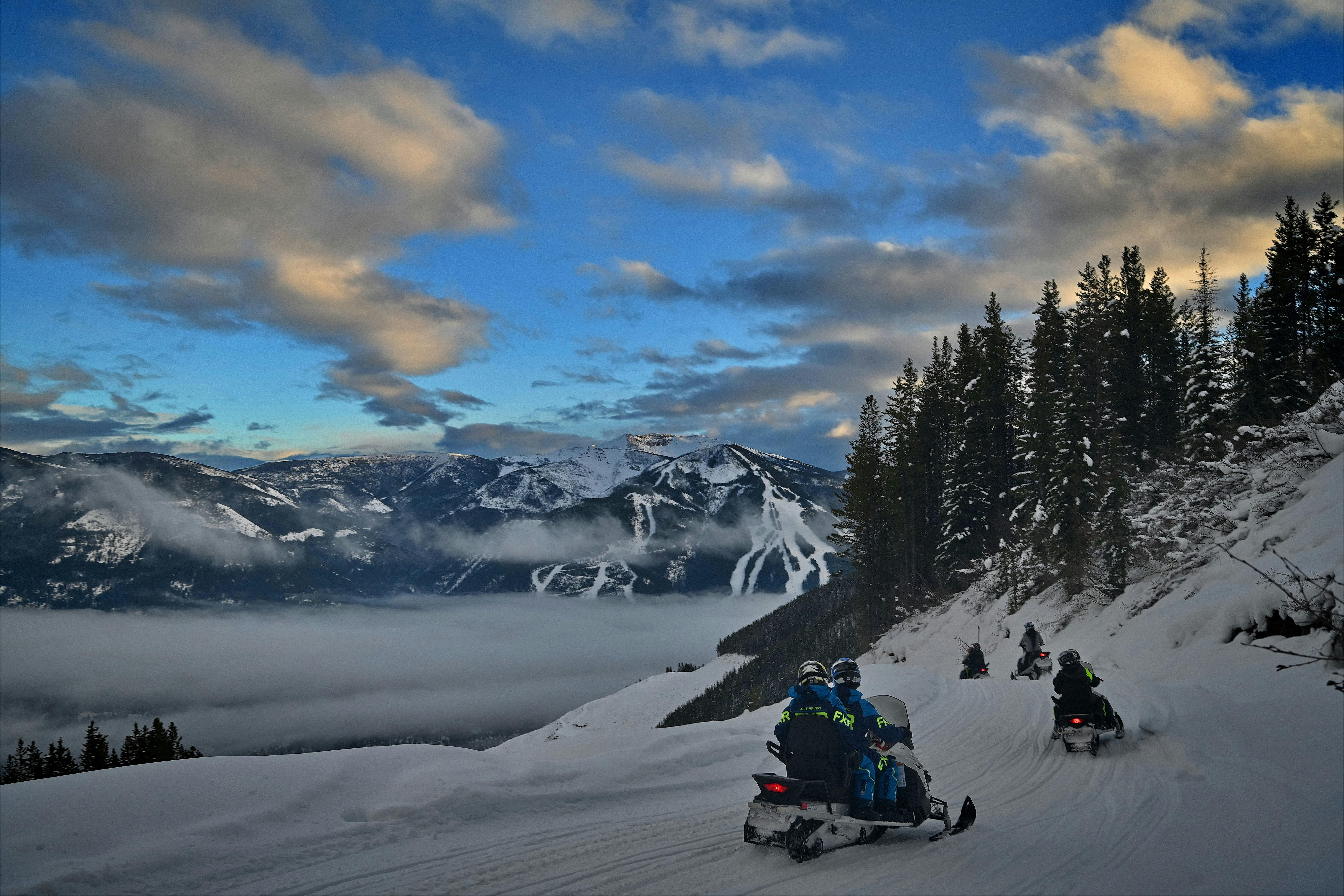 Snowmobiling · Free Stock Photo