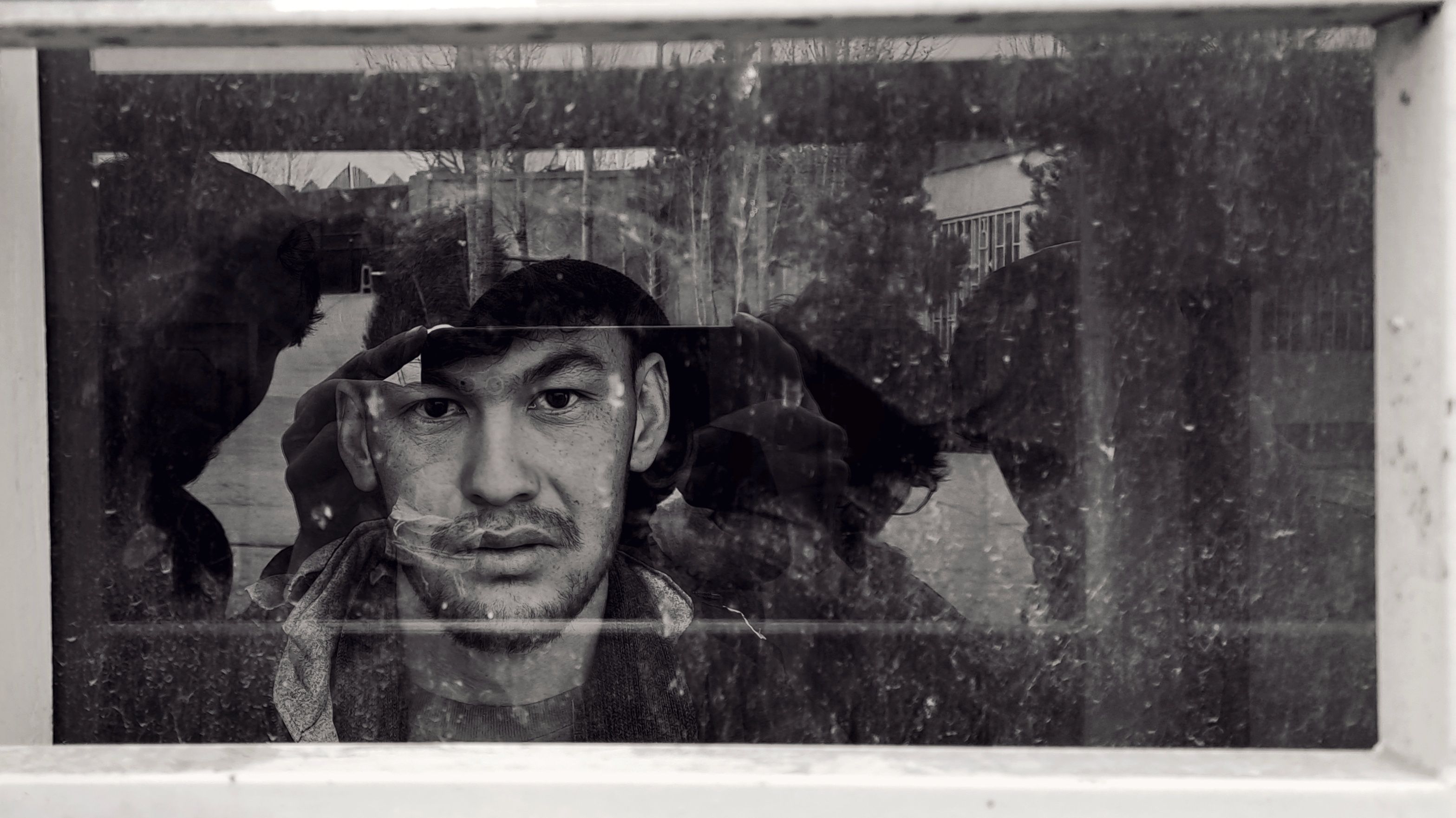 Man Face behind Window in Black and White · Free Stock Photo