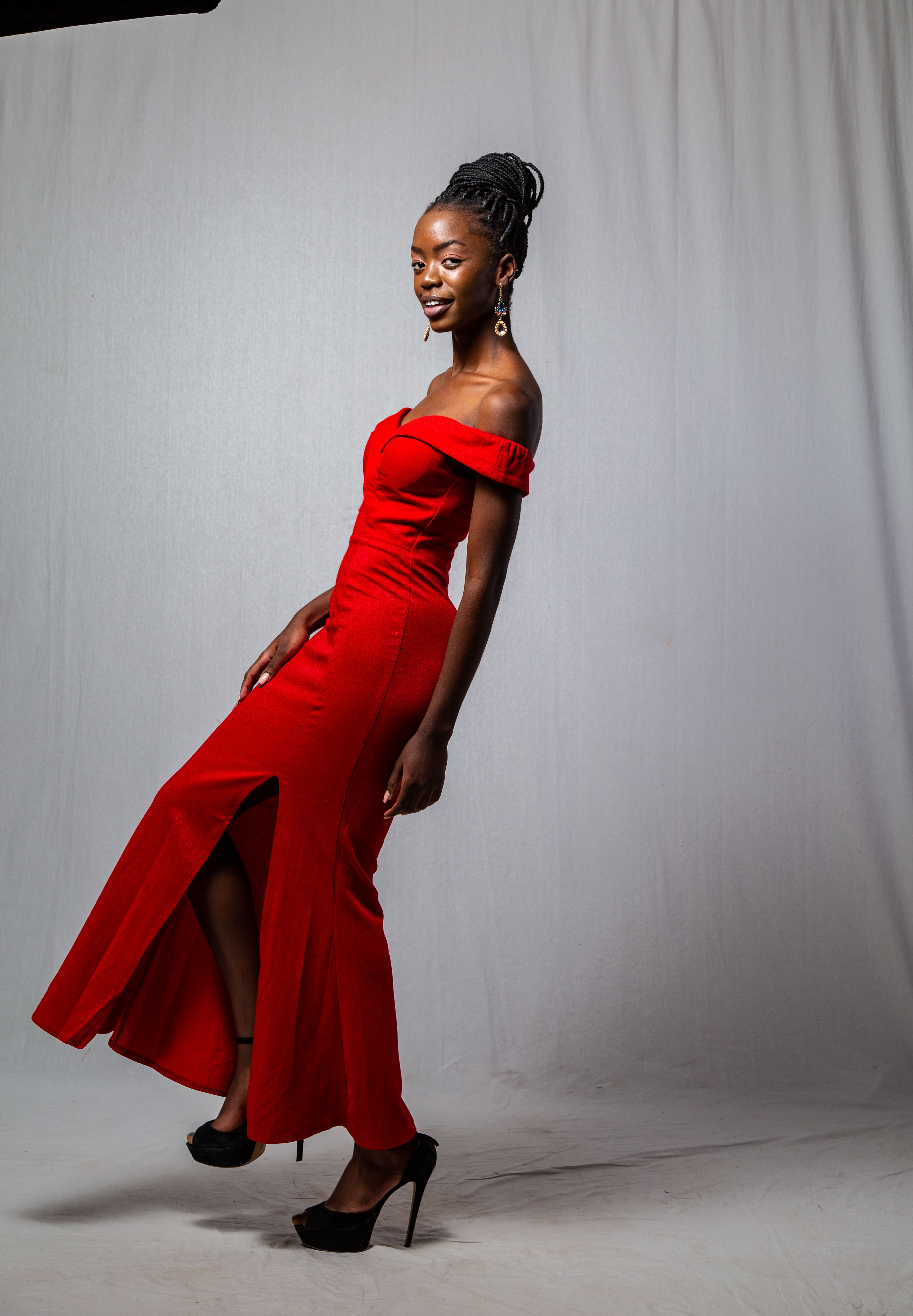 Beautiful Model in Red Dress and High Heels · Free Stock Photo