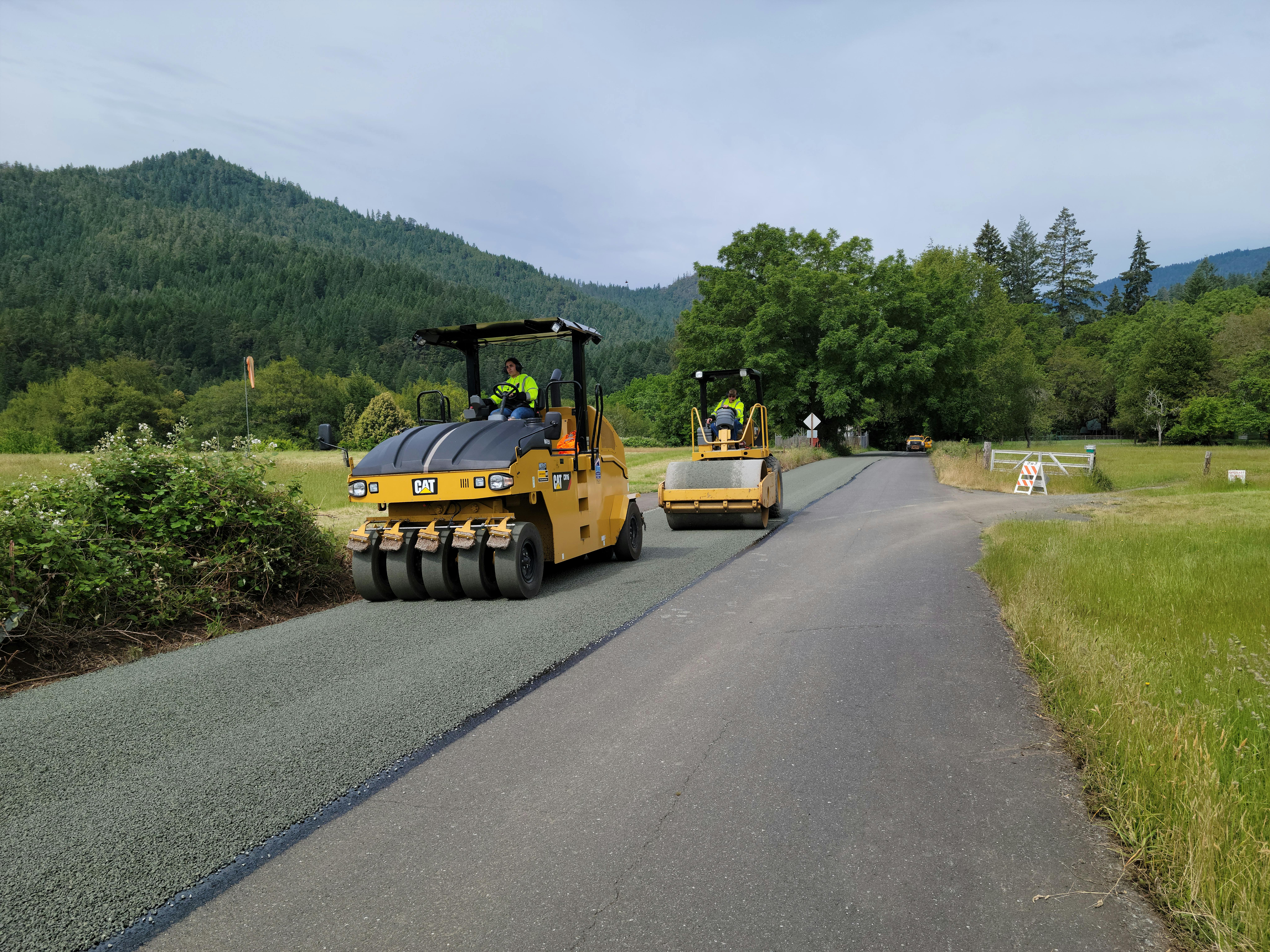 Road Rollers in Countryside · Free Stock Photo