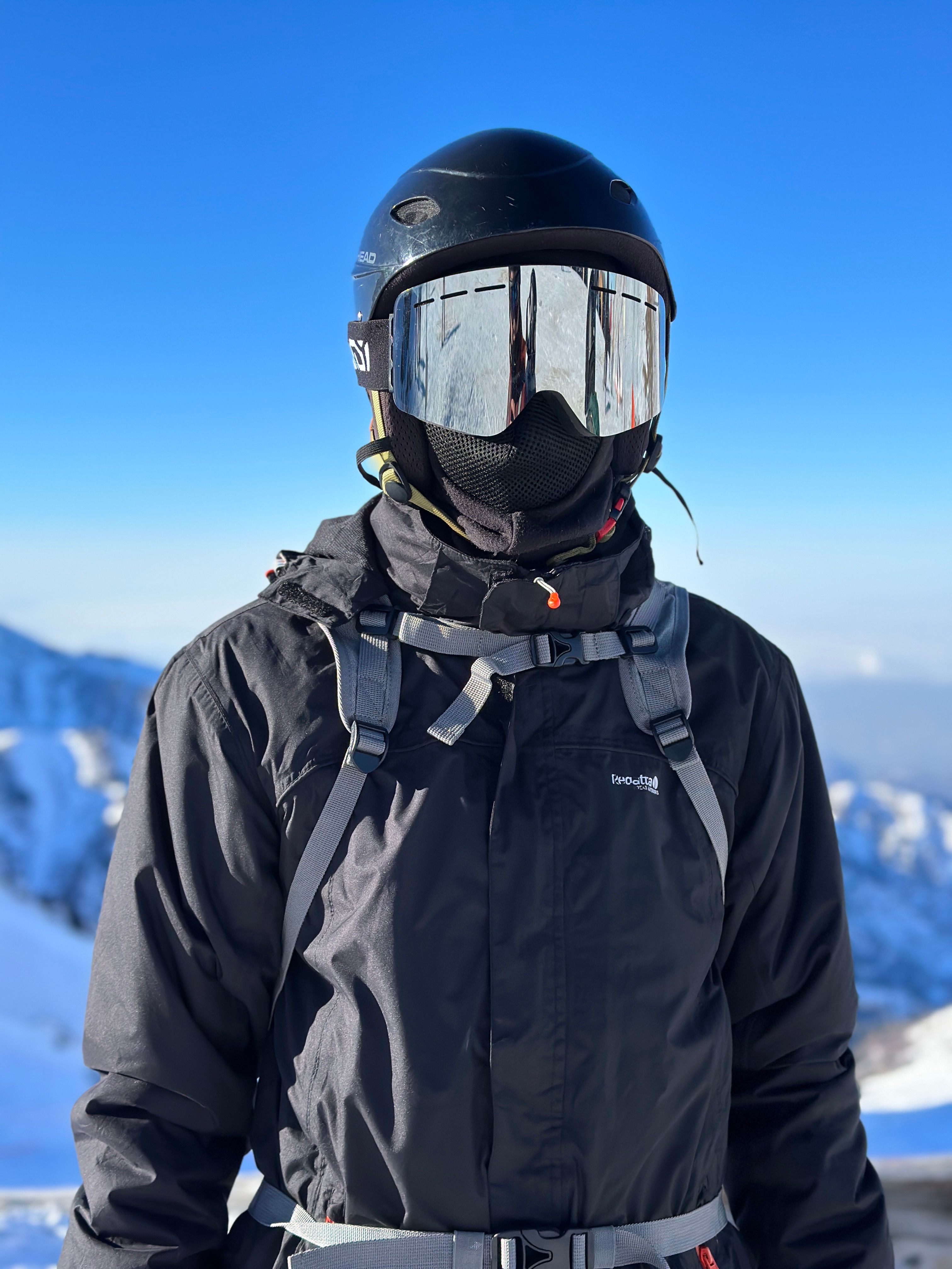 Portrait of a Skier Wearing Shiny Ski Goggles · Free Stock Photo