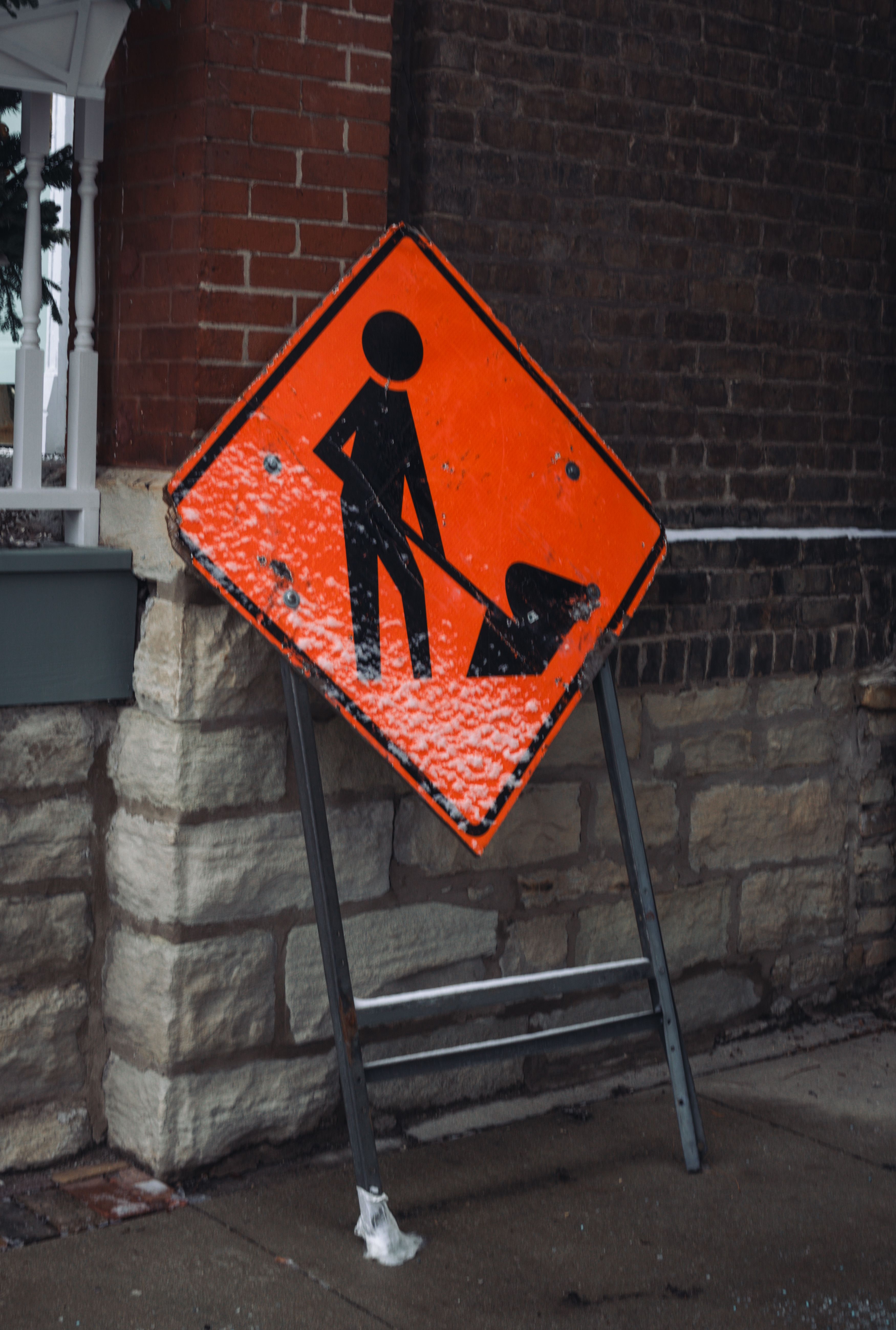 A sign that says shoveling on it · Free Stock Photo