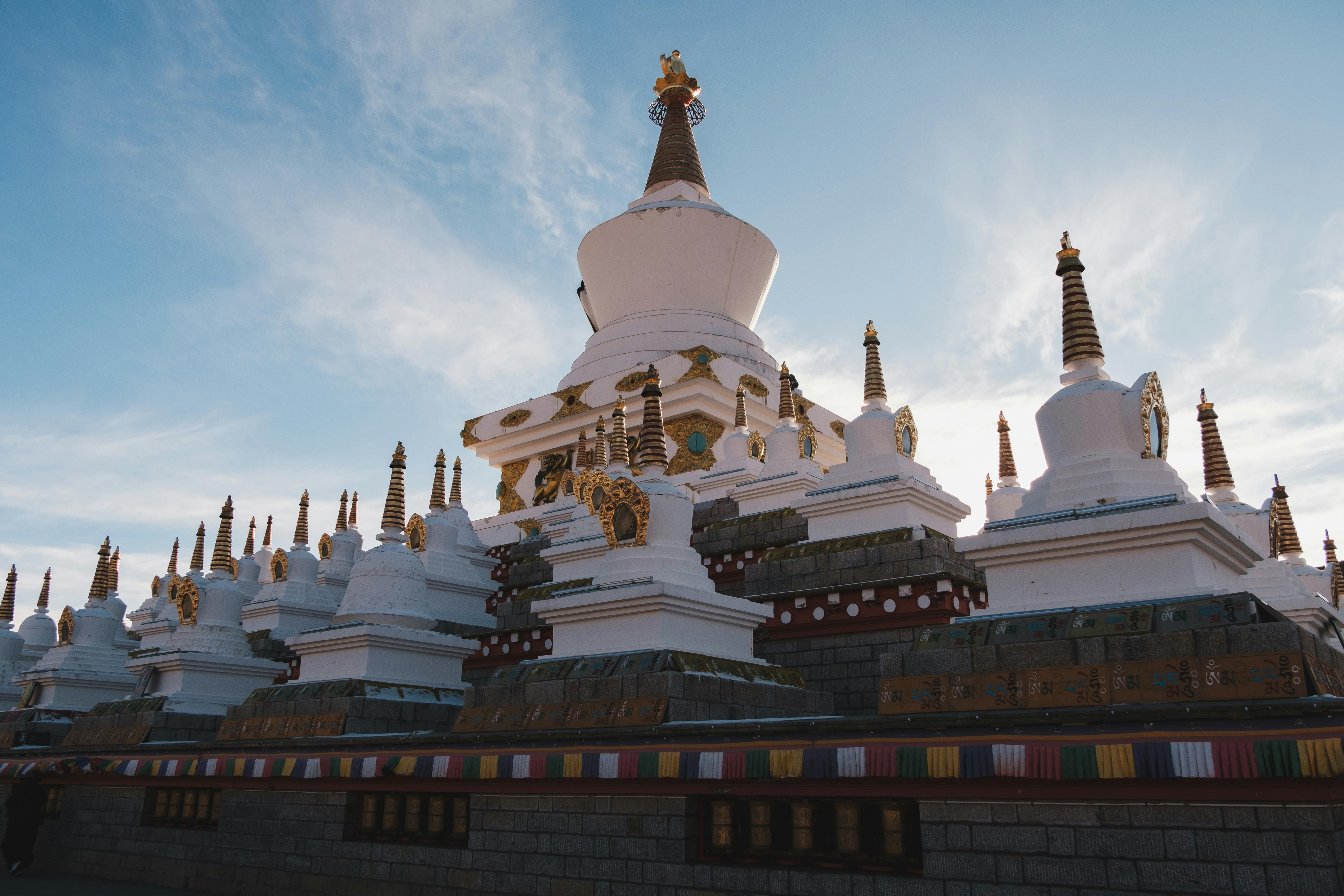 Buddhist Temple Exterior · Free Stock Photo