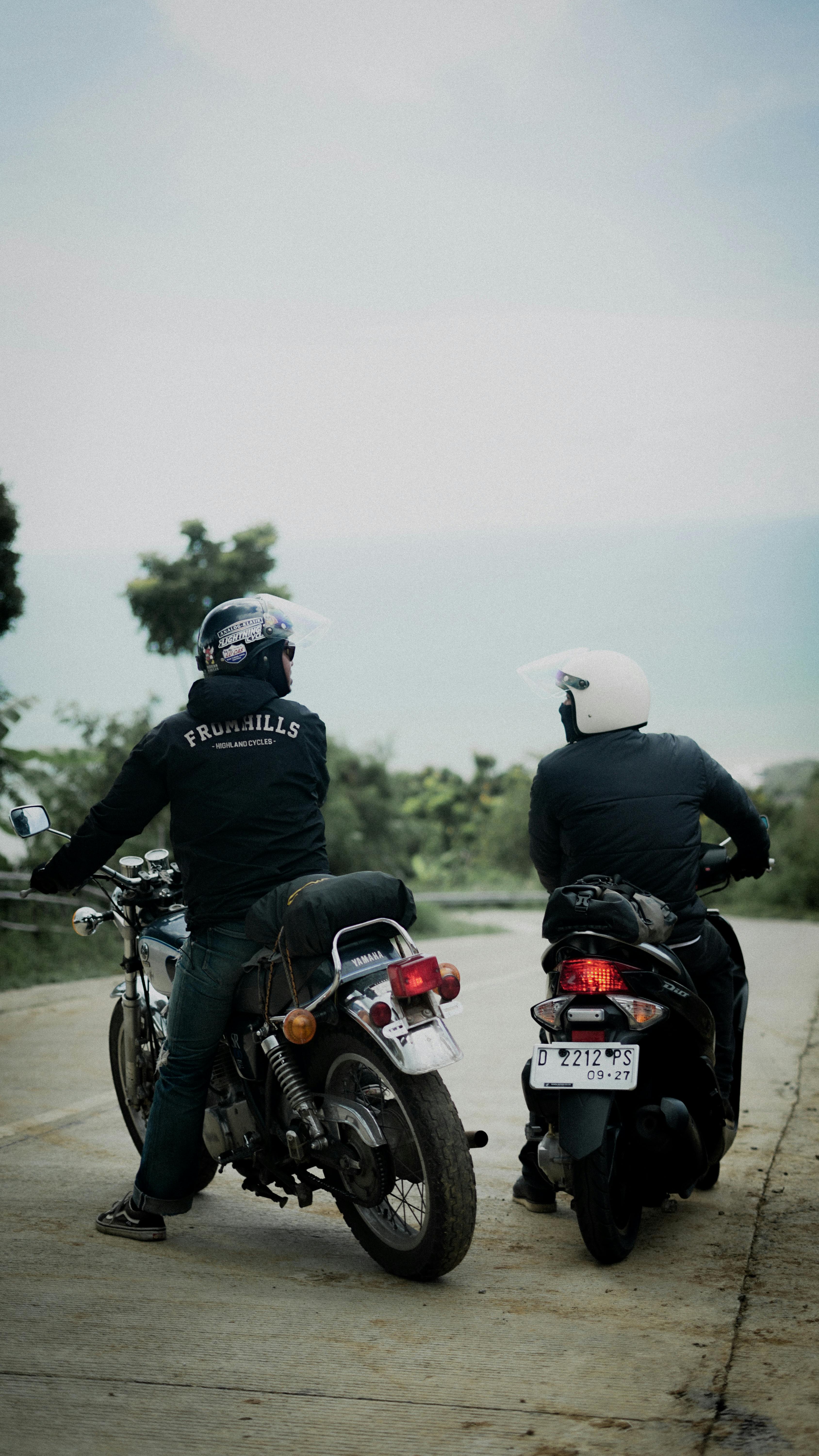 Back View of Men on Motorbikes · Free Stock Photo
