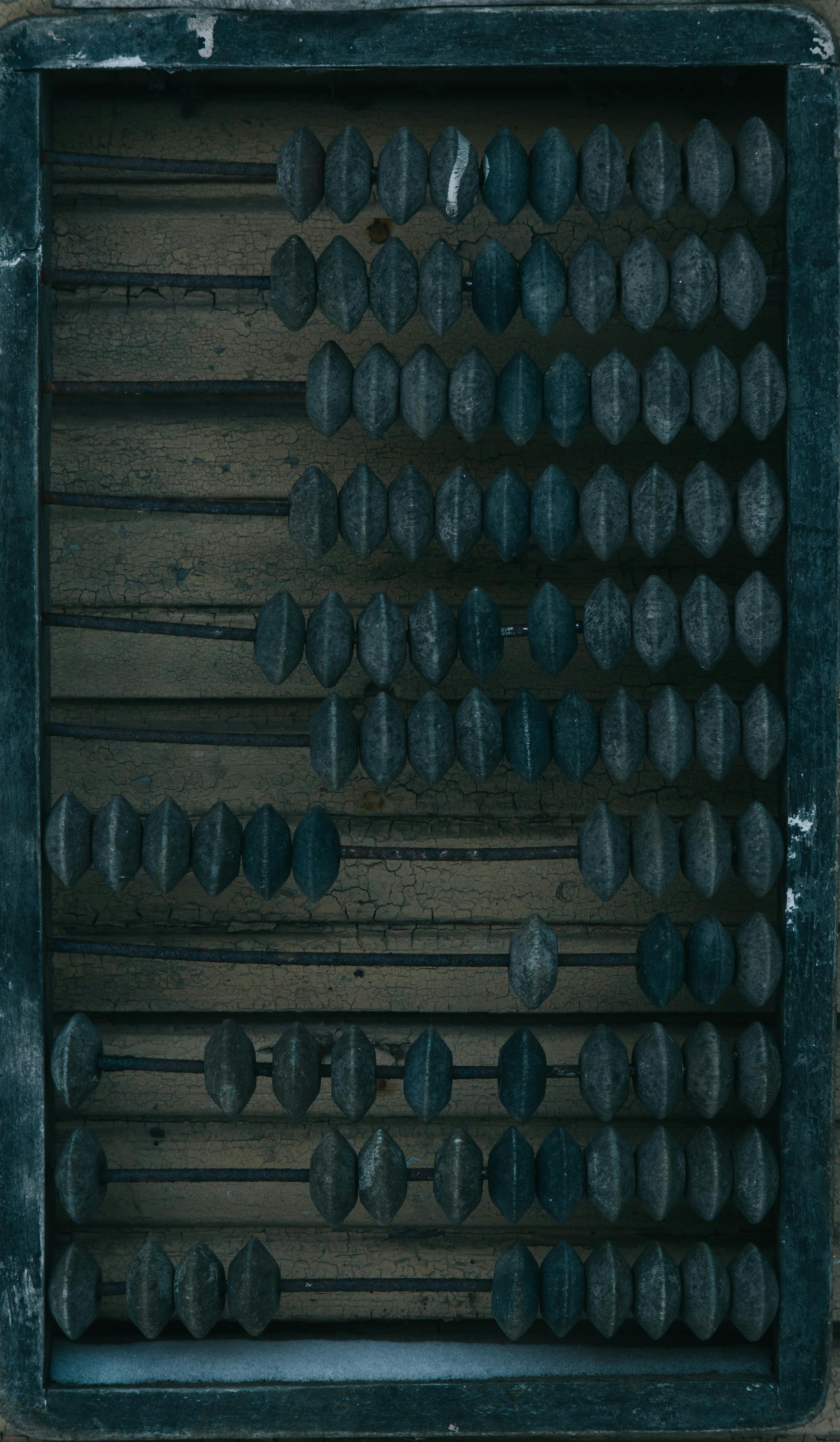 Old Counting Frame · Free Stock Photo