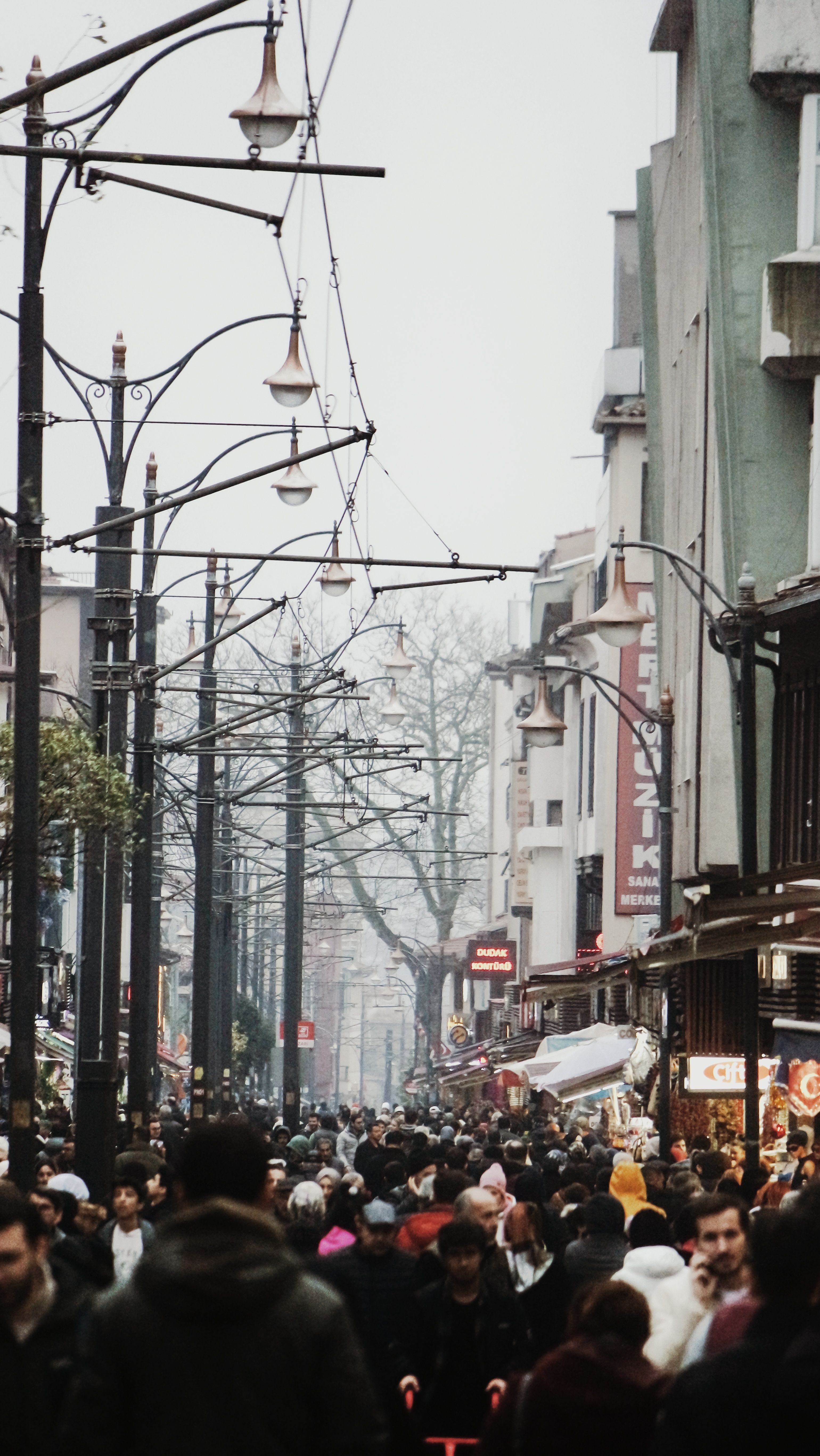 Crowded Street in City · Free Stock Photo
