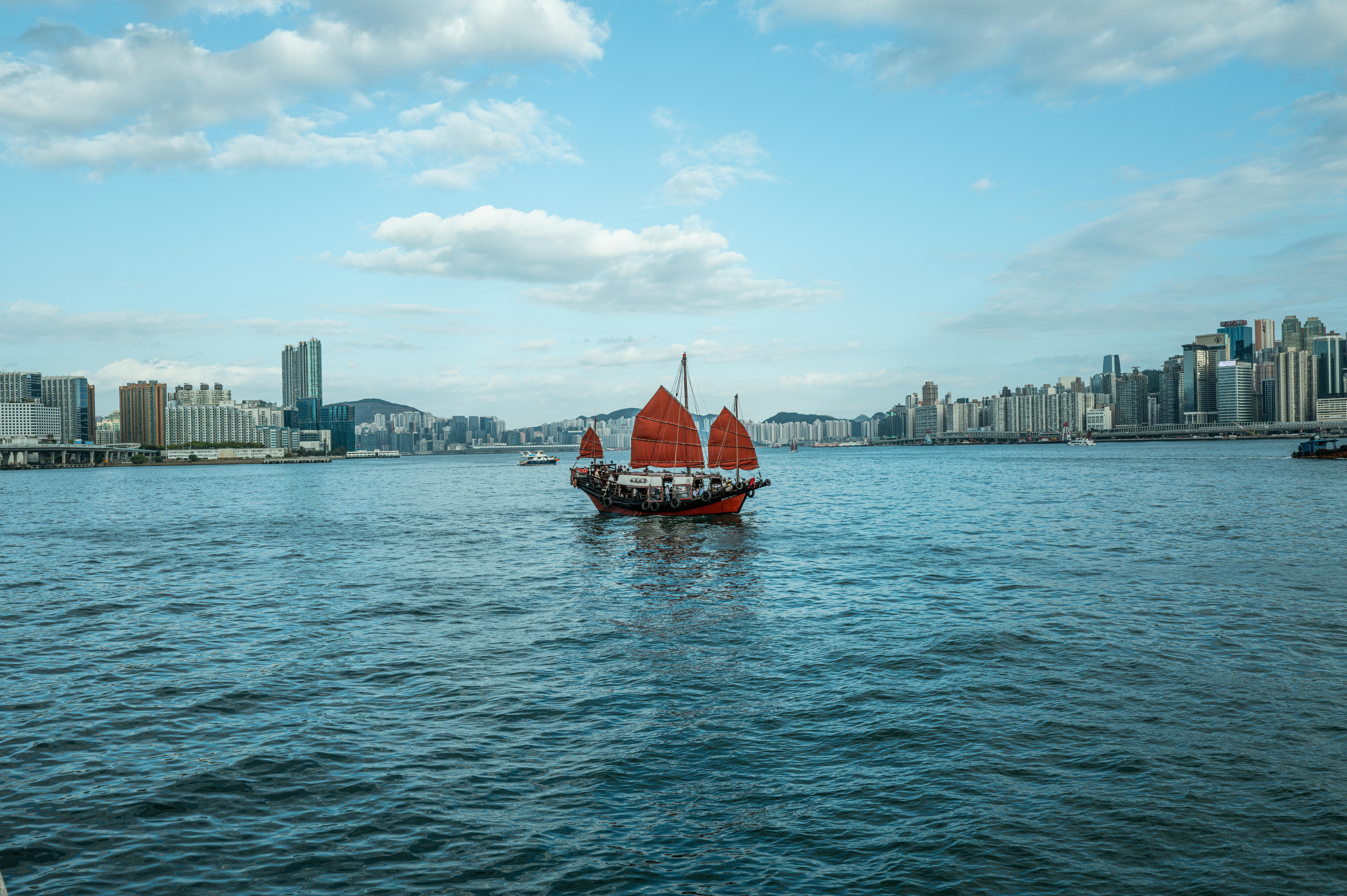 Duk Ling on Victoria Harbour in Hong Kong · Free Stock Photo