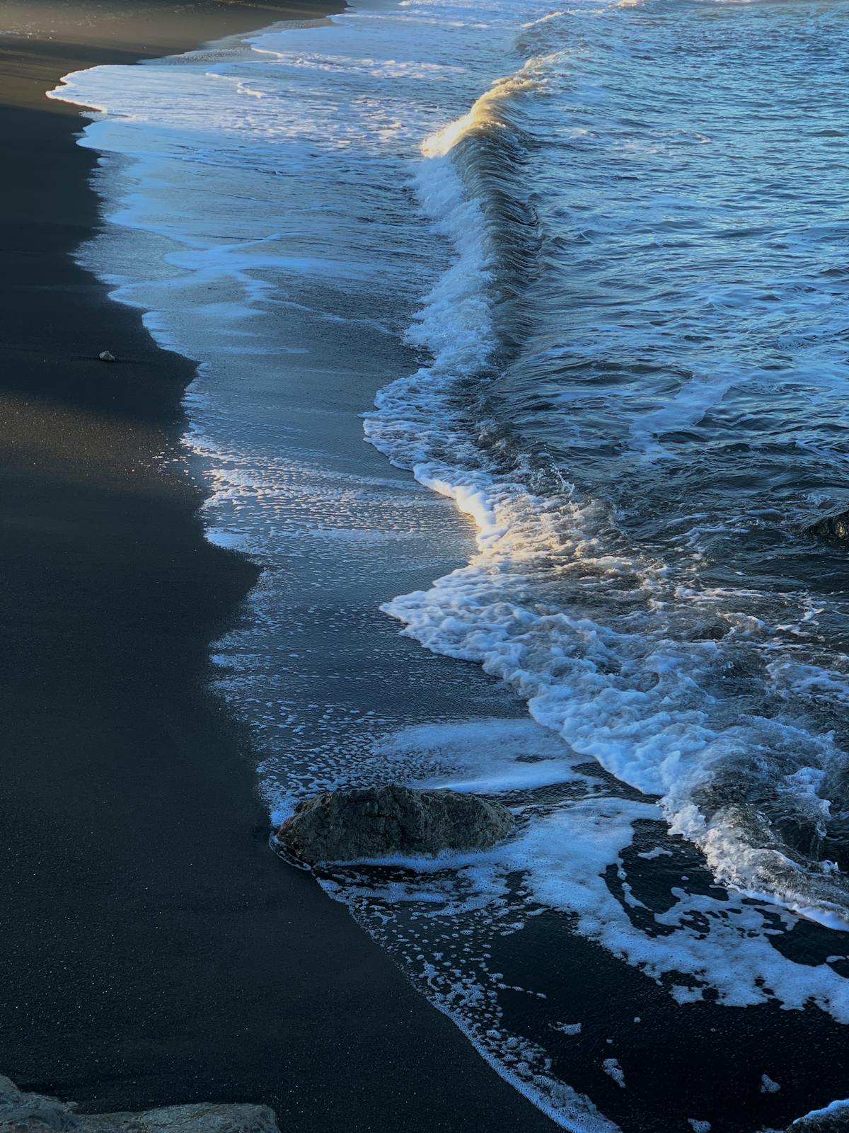 Wave Beach Photos, Download The BEST Free Wave Beach Stock Photos & HD ...