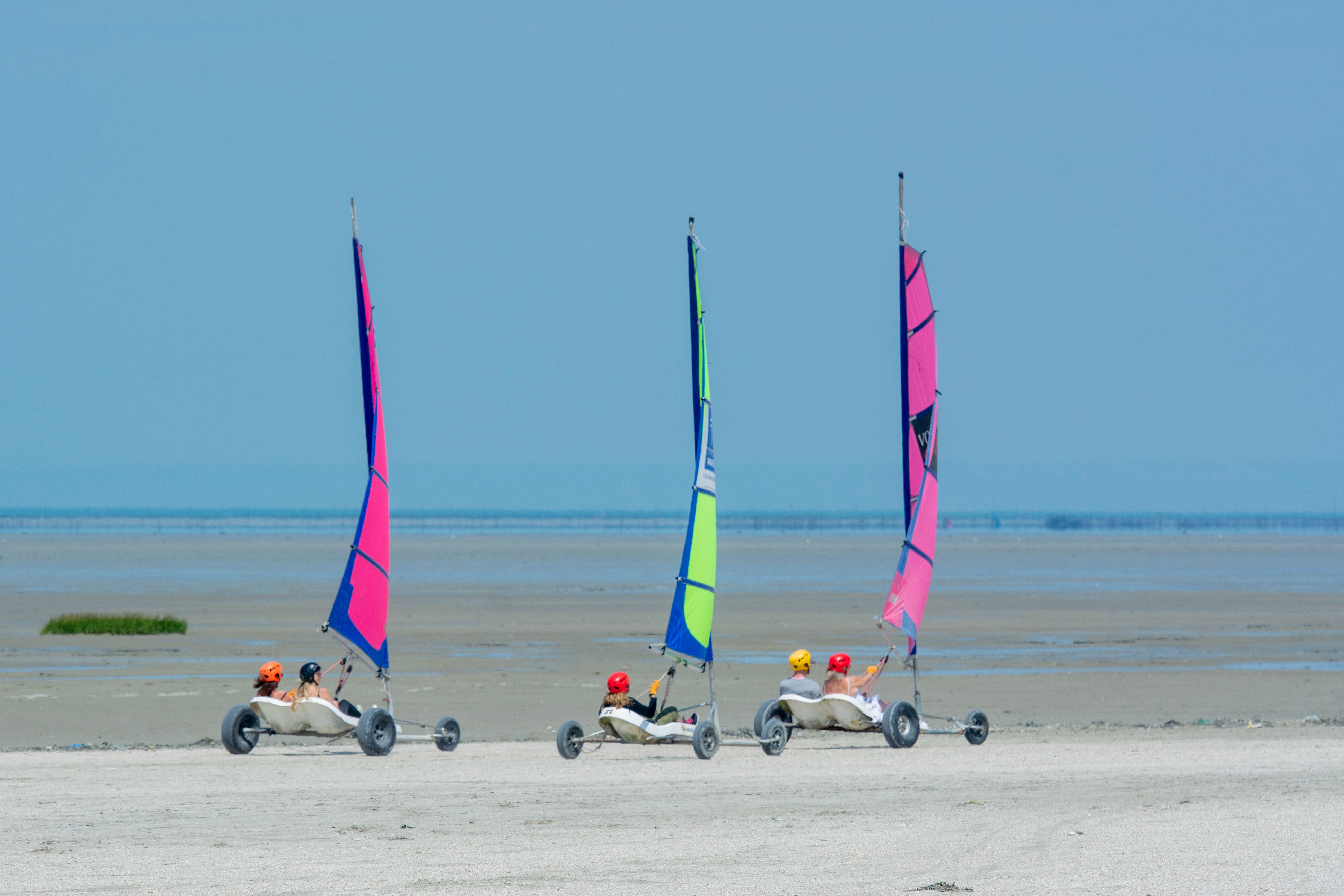View of People in a Land Sailing Competition · Free Stock Photo