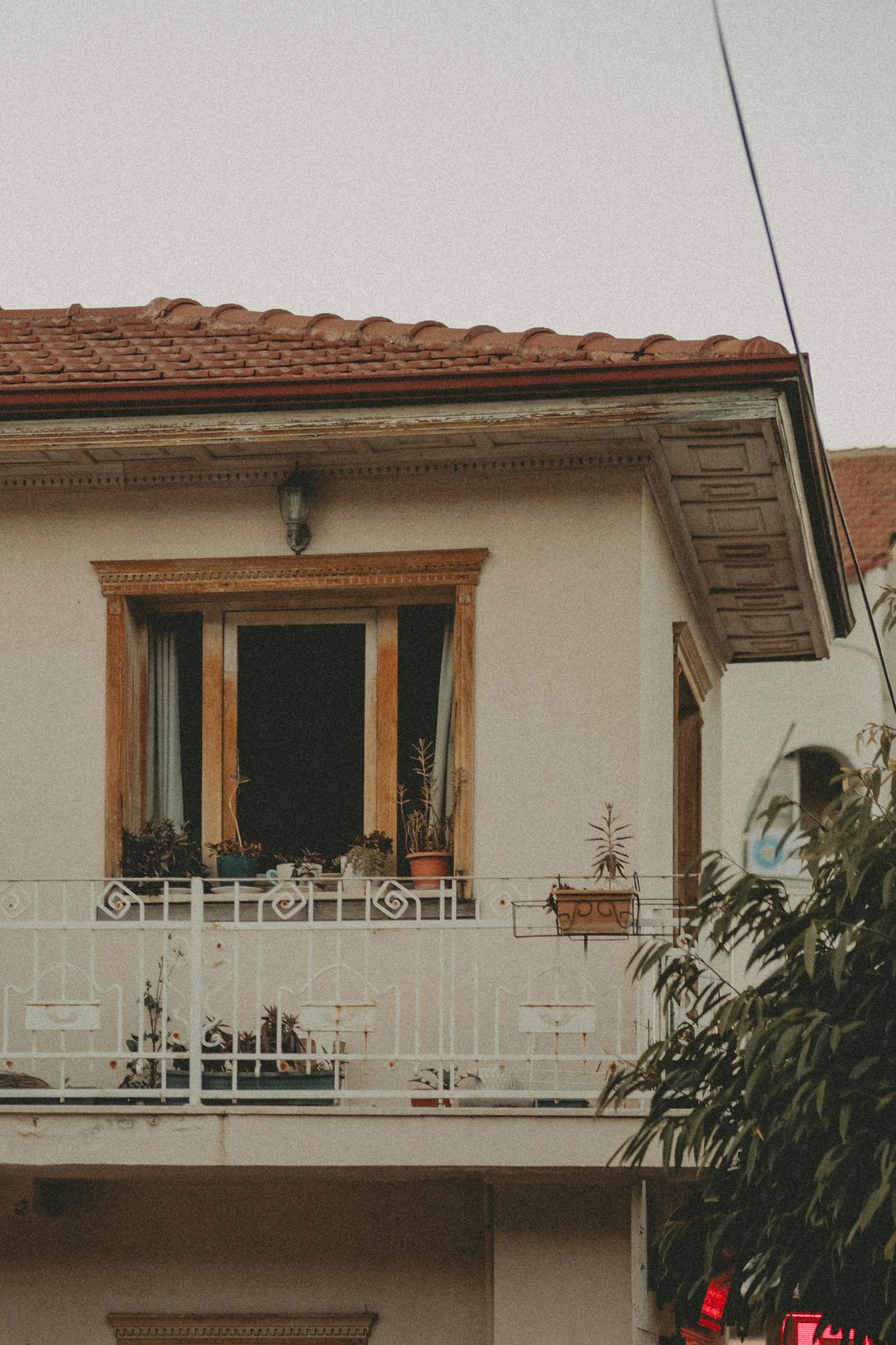 Building Front Photos, Download The BEST Free Building Front Stock ...