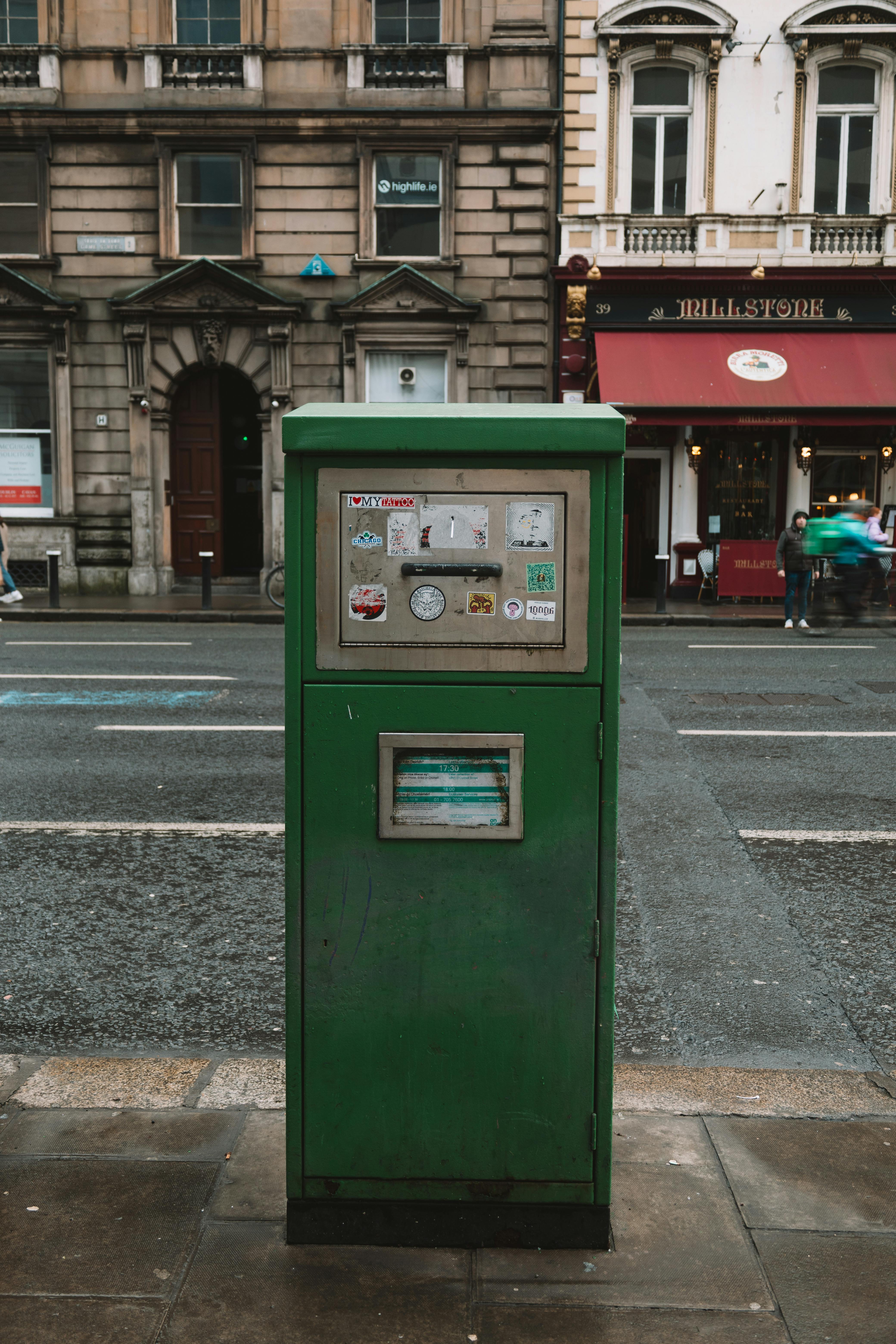 Machine on Sidewalk · Free Stock Photo