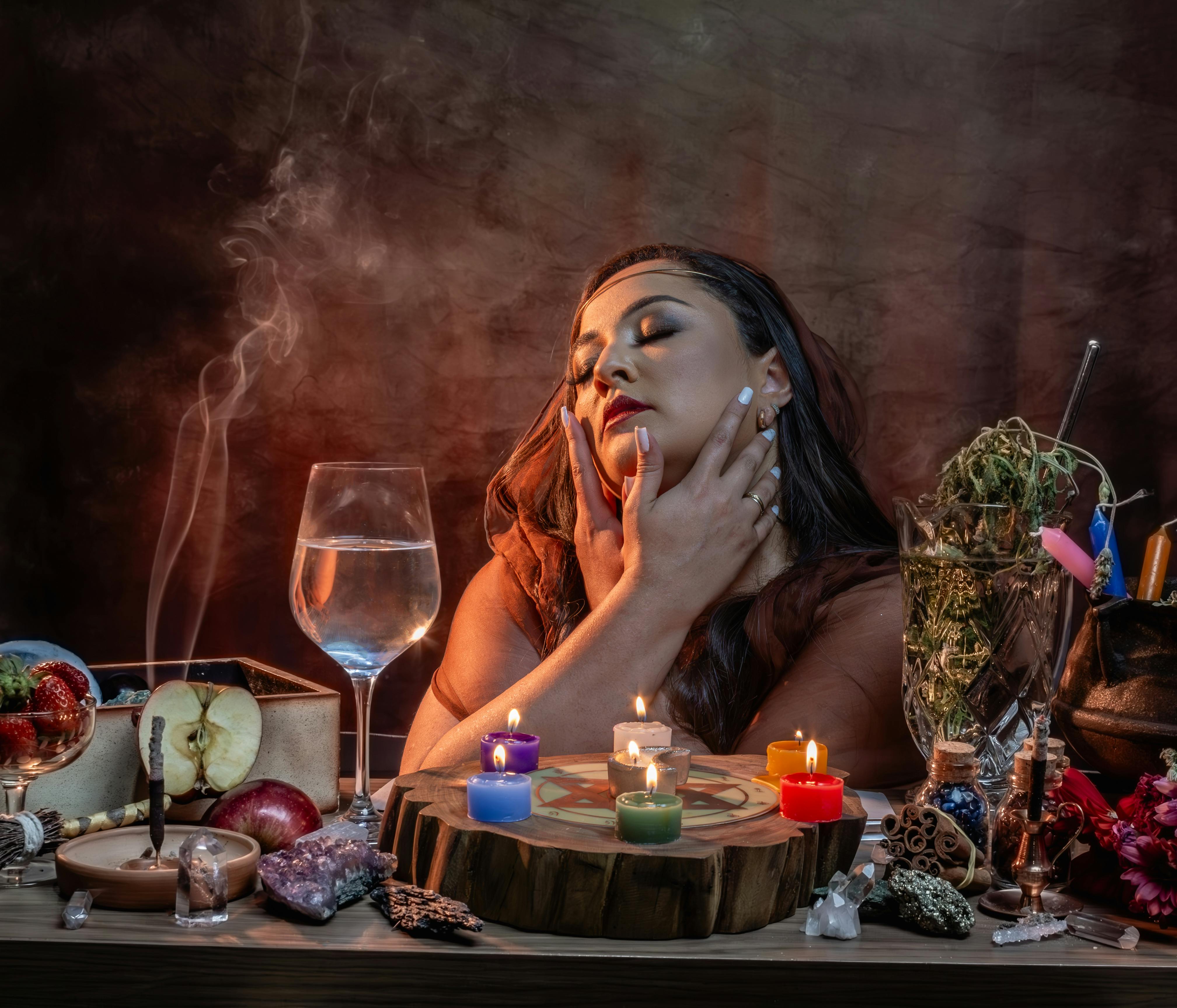 Sitting Around A Table Photos, Download The BEST Free Sitting Around A ...