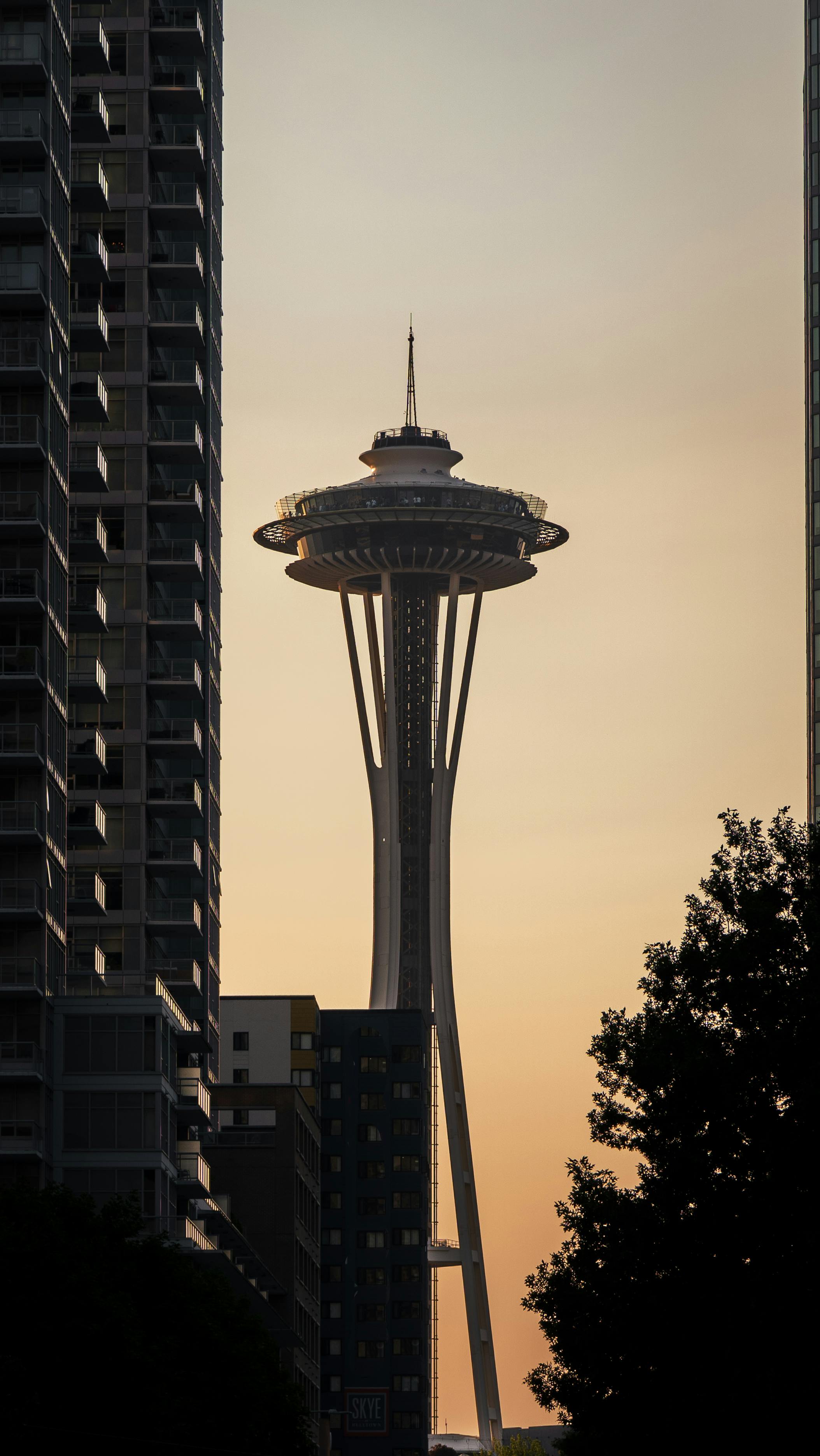 Space Needle in Seattle at Sunset · Free Stock Photo