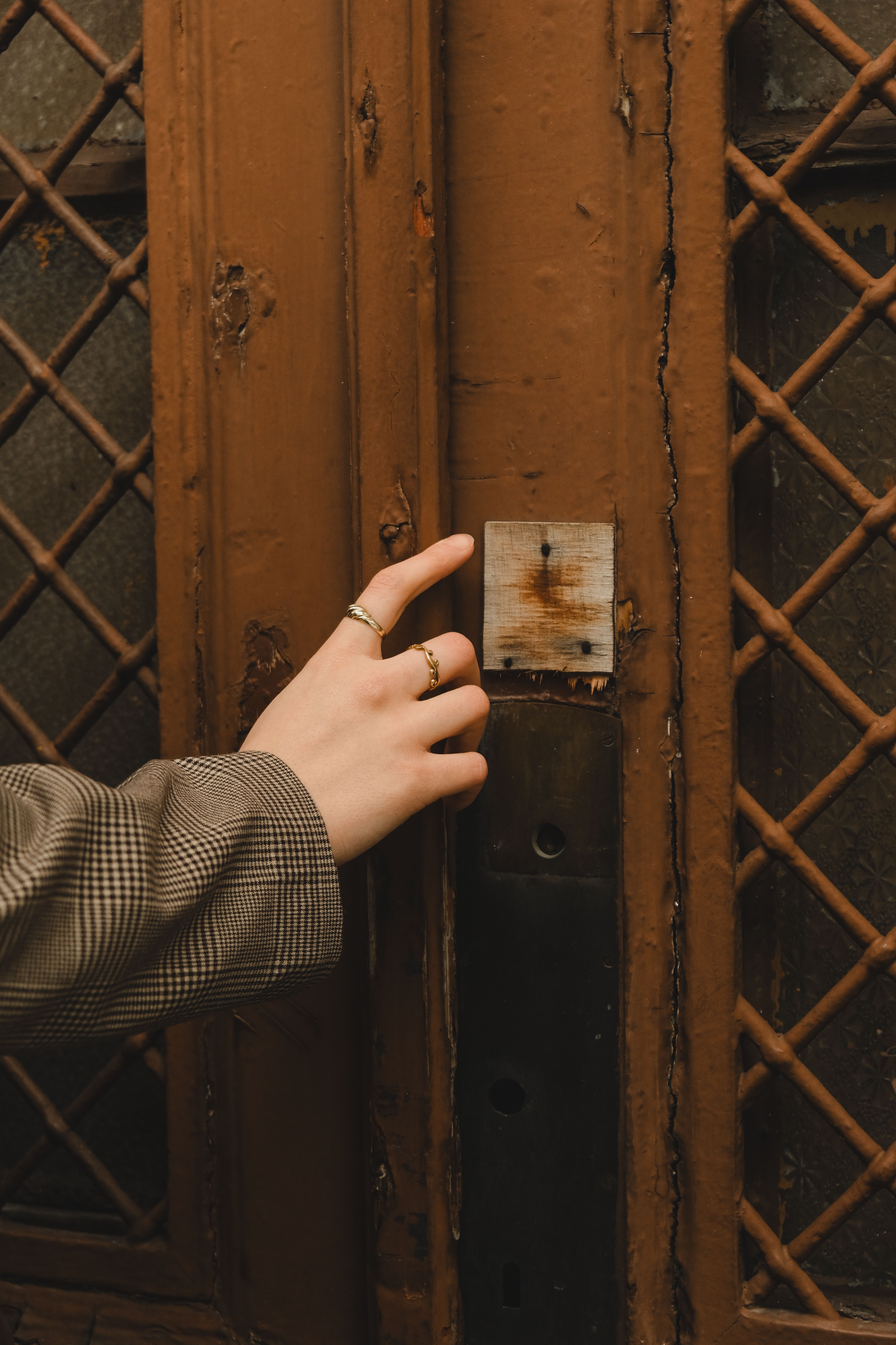 Woman Hand over Wall · Free Stock Photo