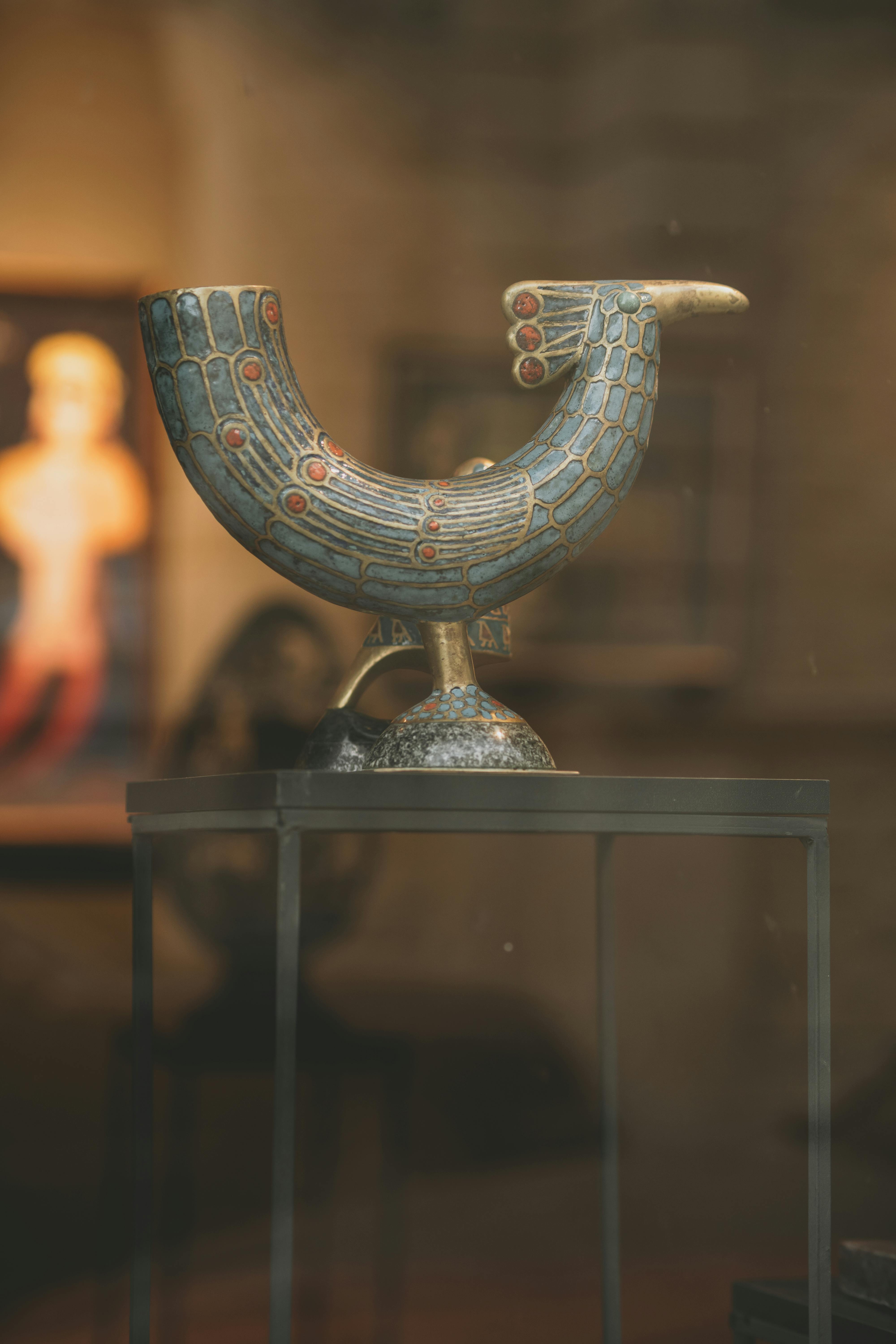 Ancient Item in Museum · Free Stock Photo