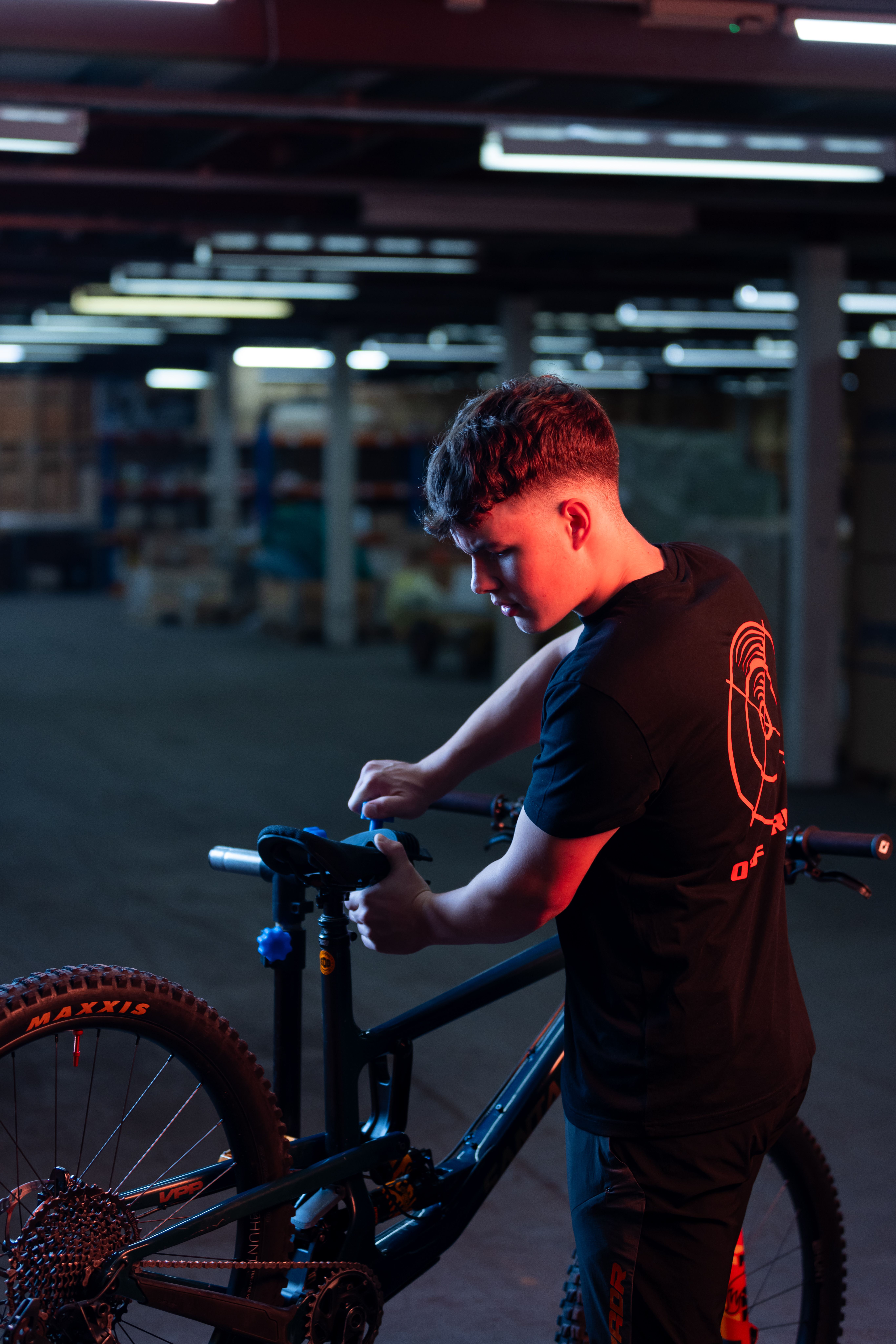 Vertical Cycling Photos, Download The BEST Free Vertical Cycling Stock ...