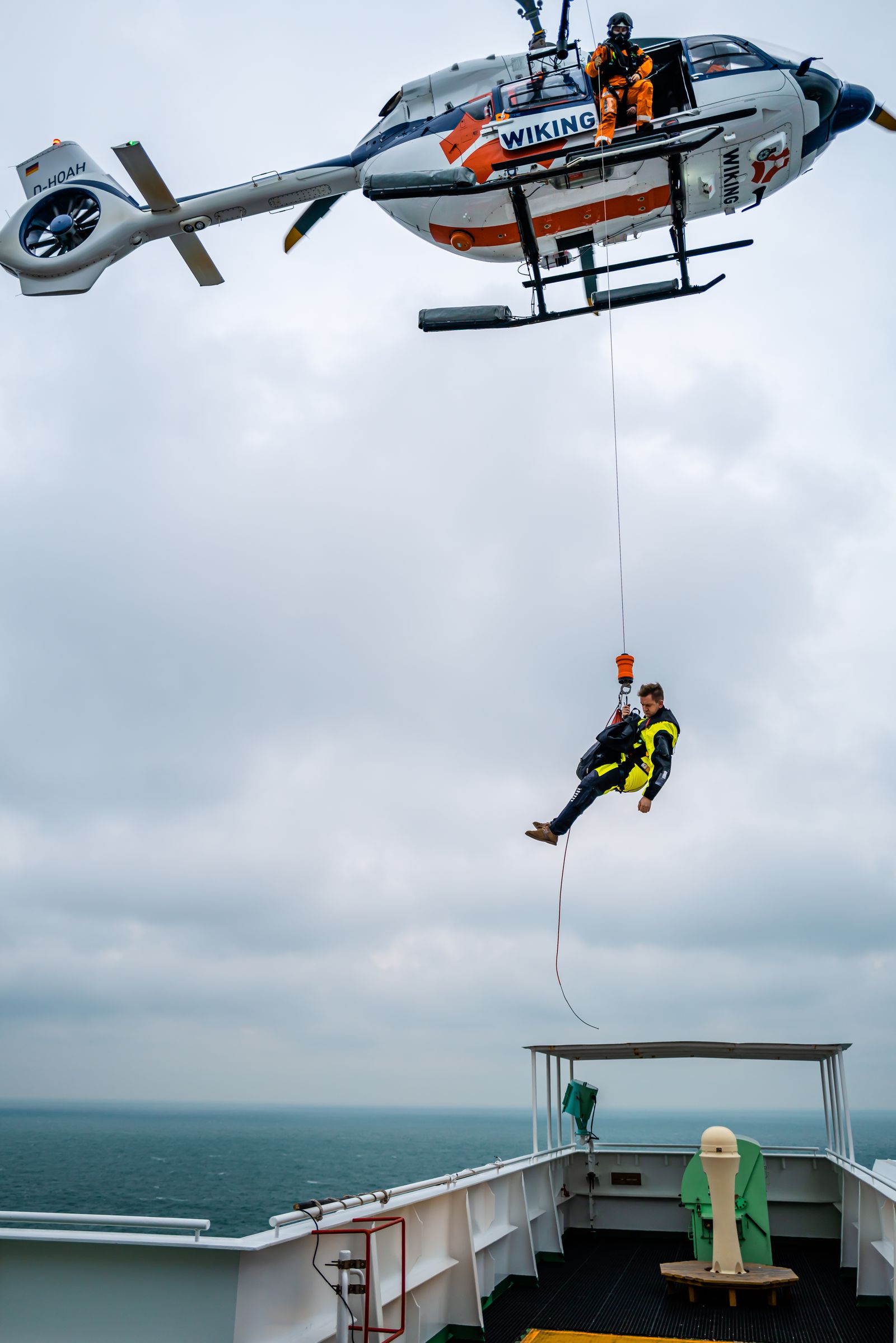 M1 Helicopter Photos, Download The BEST Free M1 Helicopter Stock Photos ...