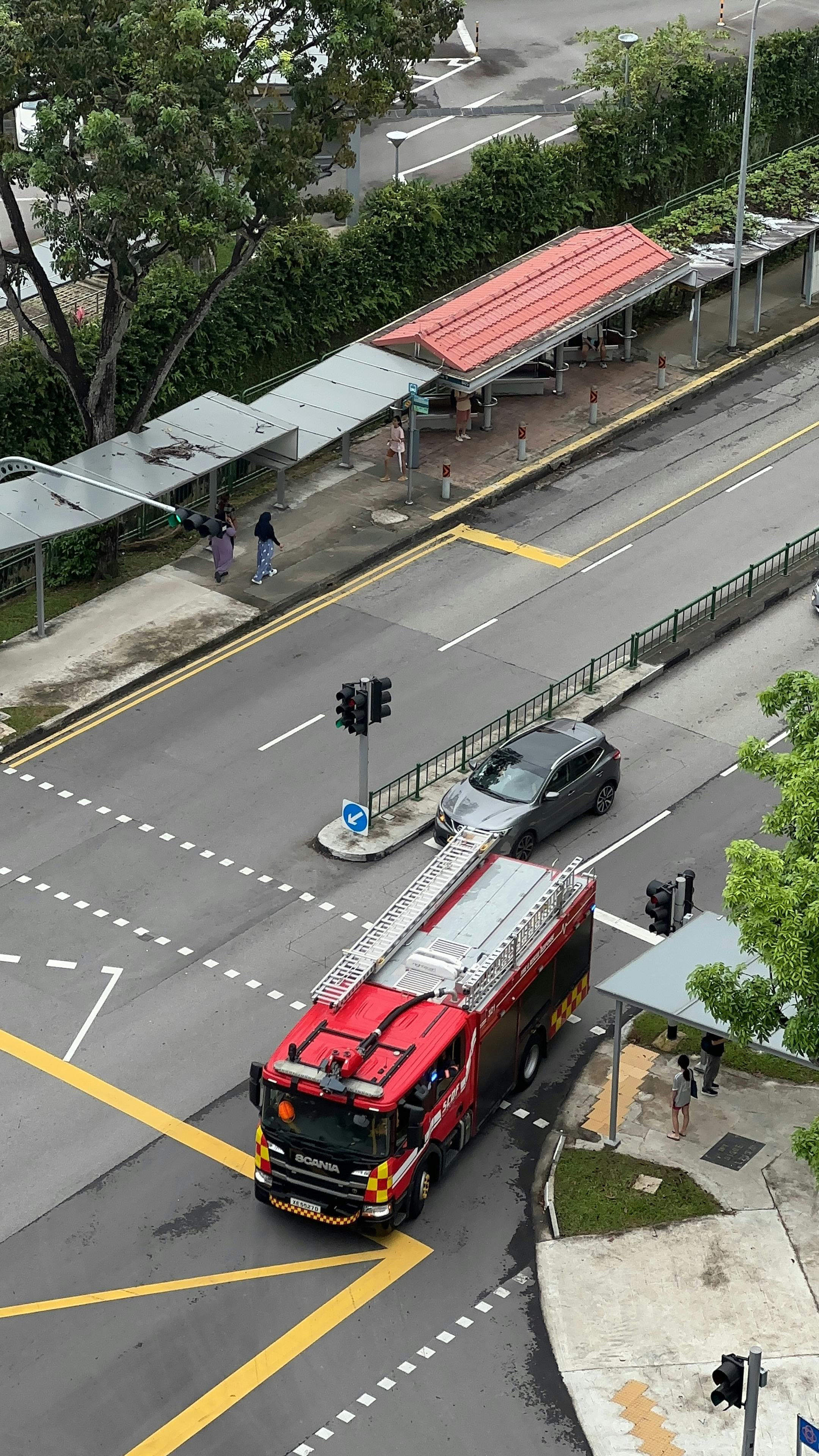 Fire Truck Entering the Intersection · Free Stock Photo