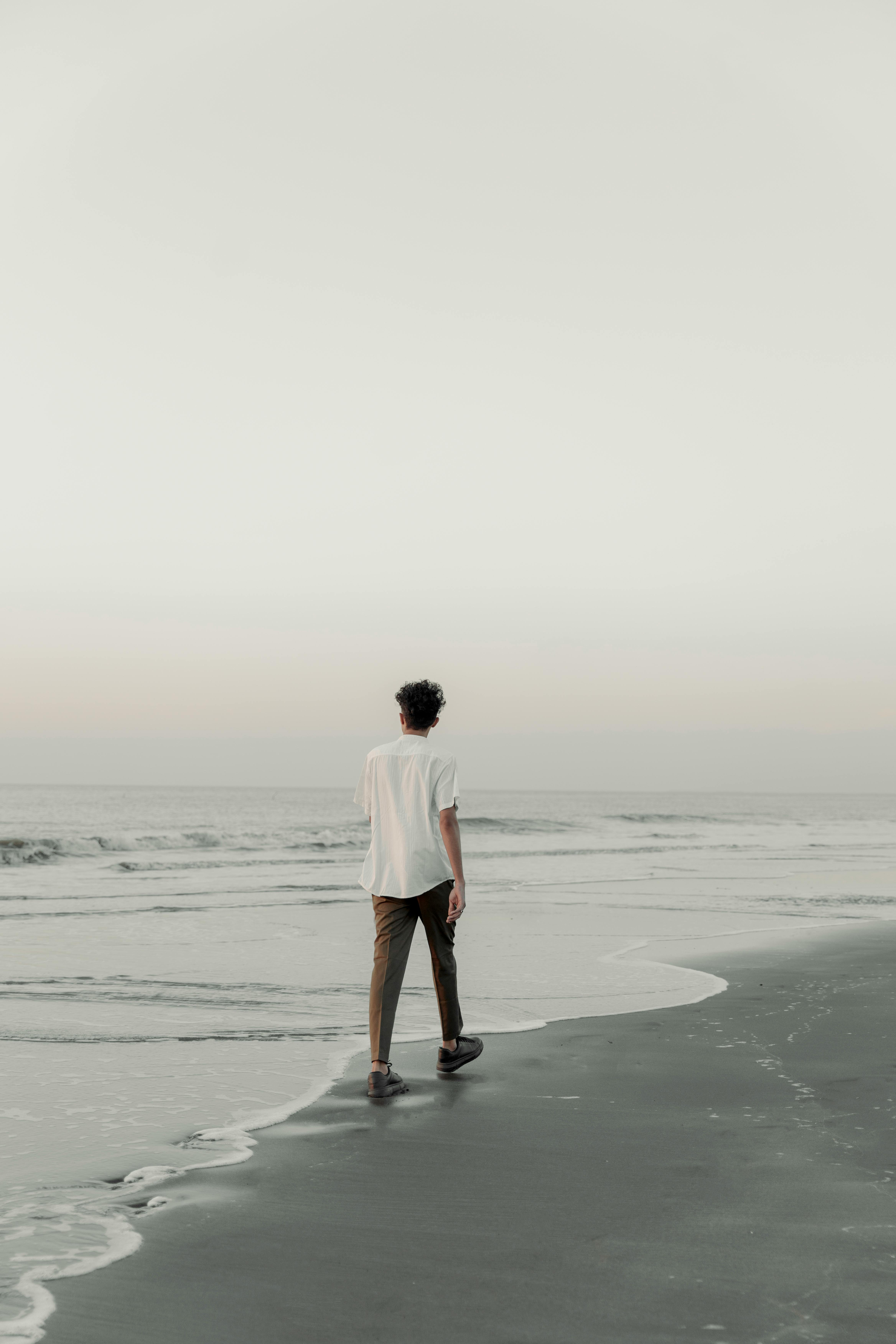 Back View Of Men Photos, Download The BEST Free Back View Of Men Stock ...