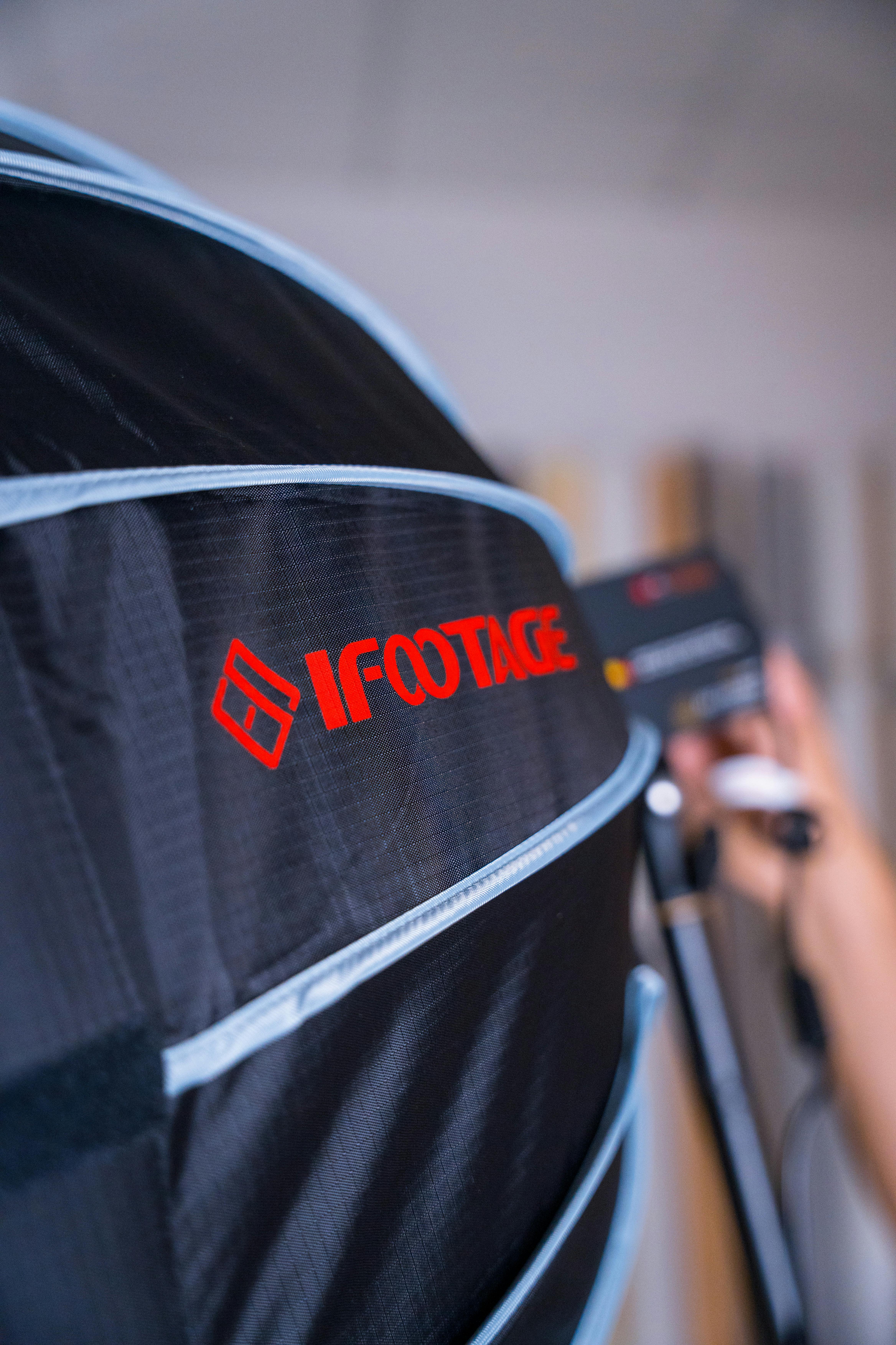 Photo Studio With White Wooden Framed Wall Mirror · Free Stock Photo