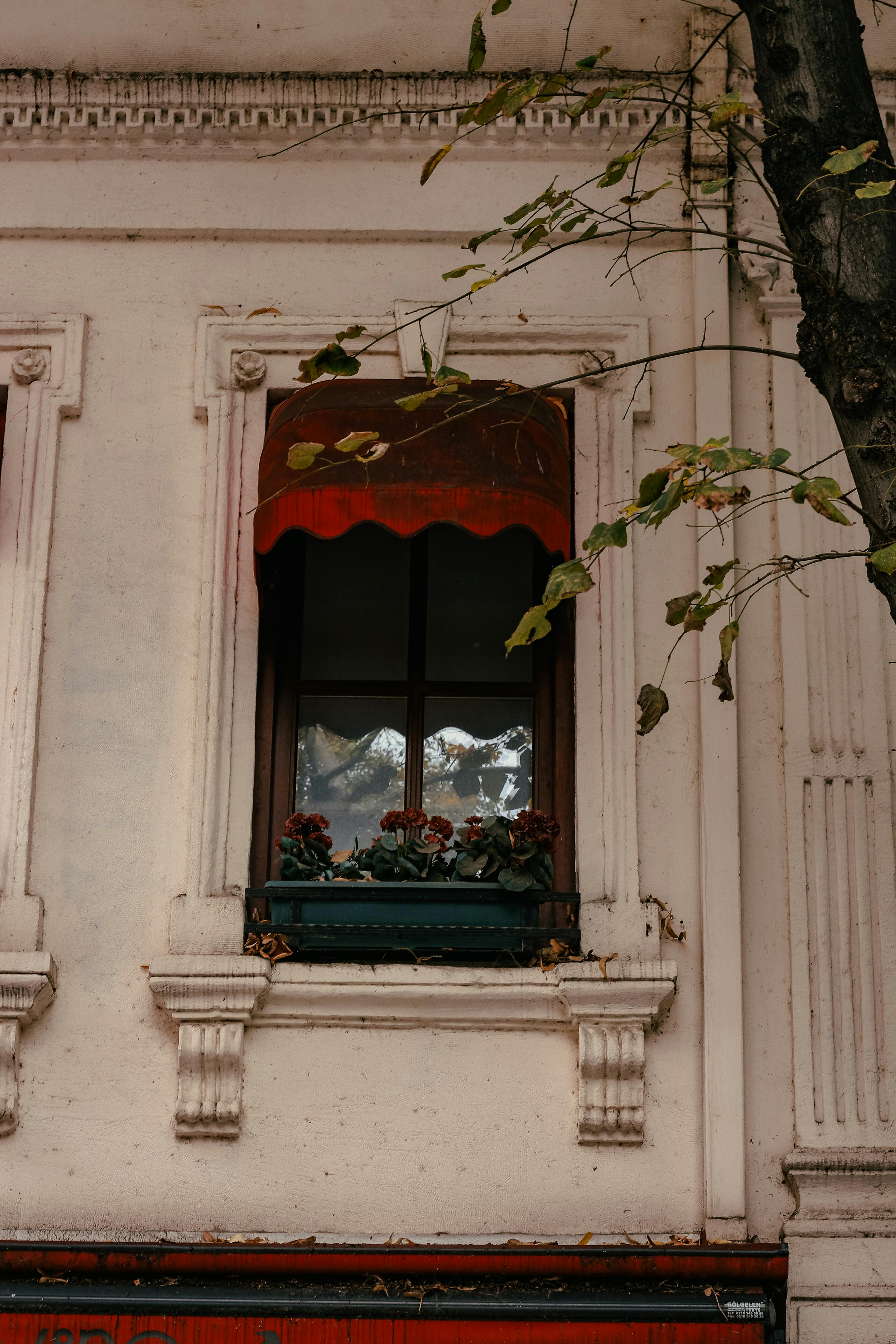 Window in a Traditional Tenement · Free Stock Photo