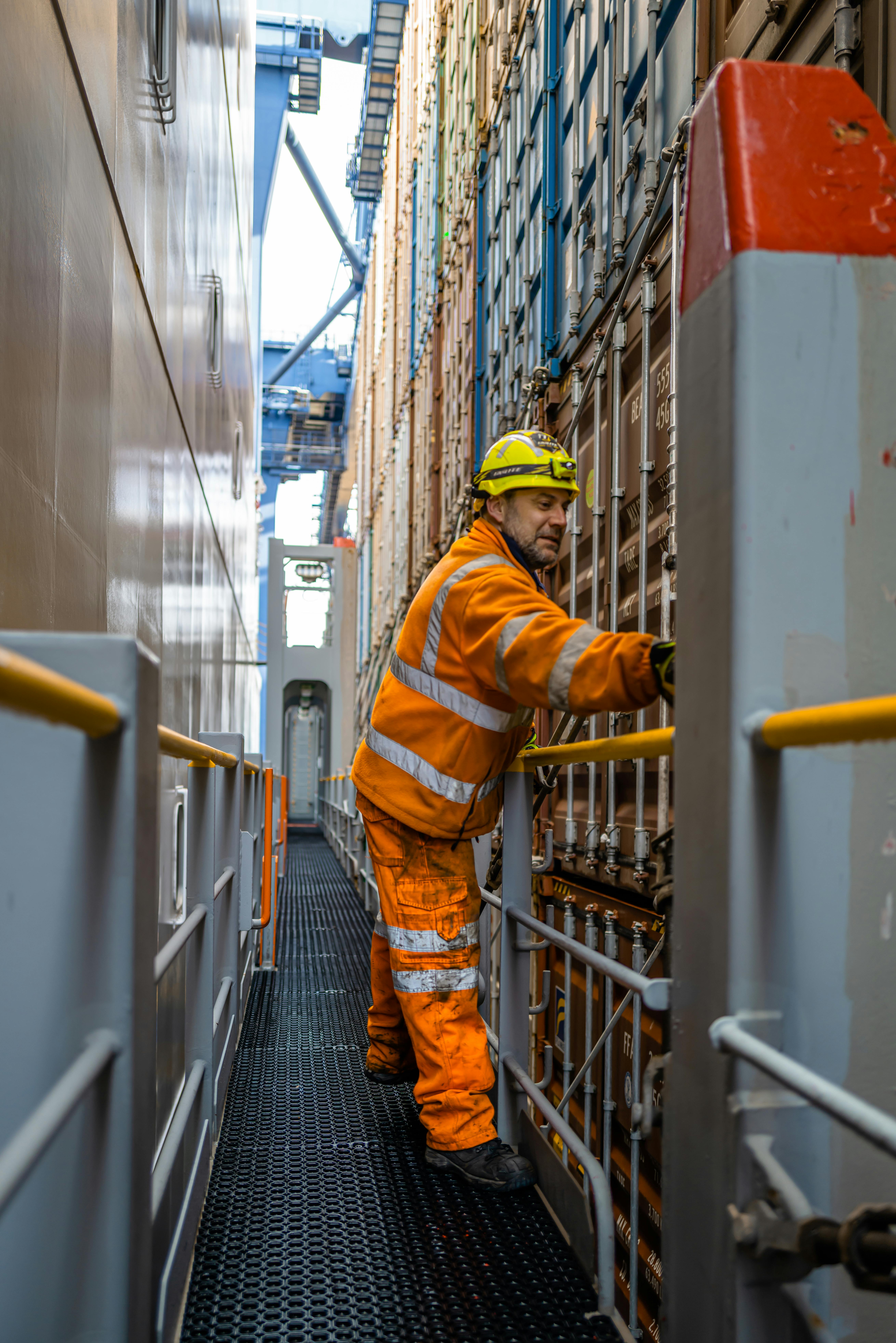 Lashing Gear Photos, Download The BEST Free Lashing Gear Stock Photos ...