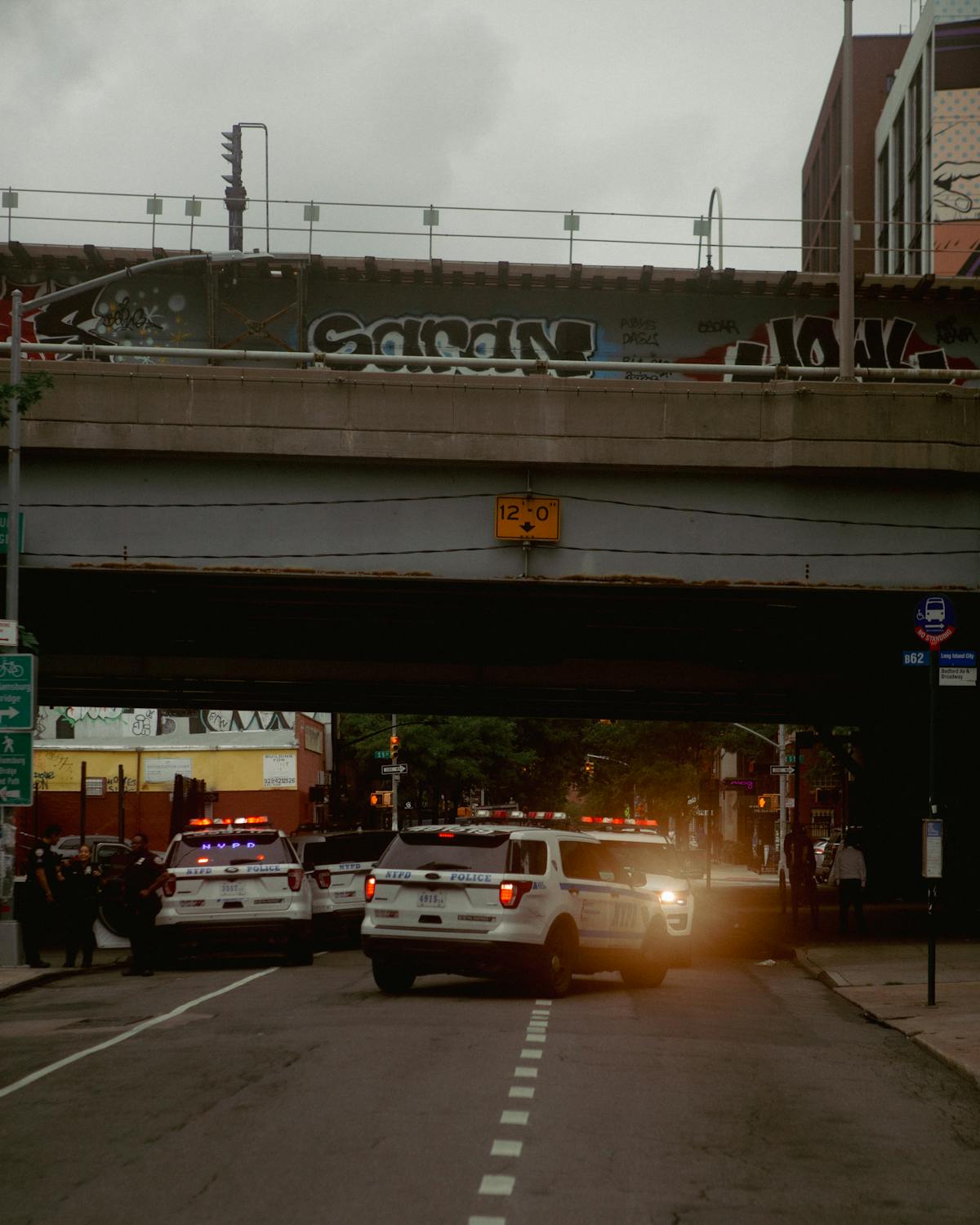 Police Cars Photos, Download The BEST Free Police Cars Stock Photos ...