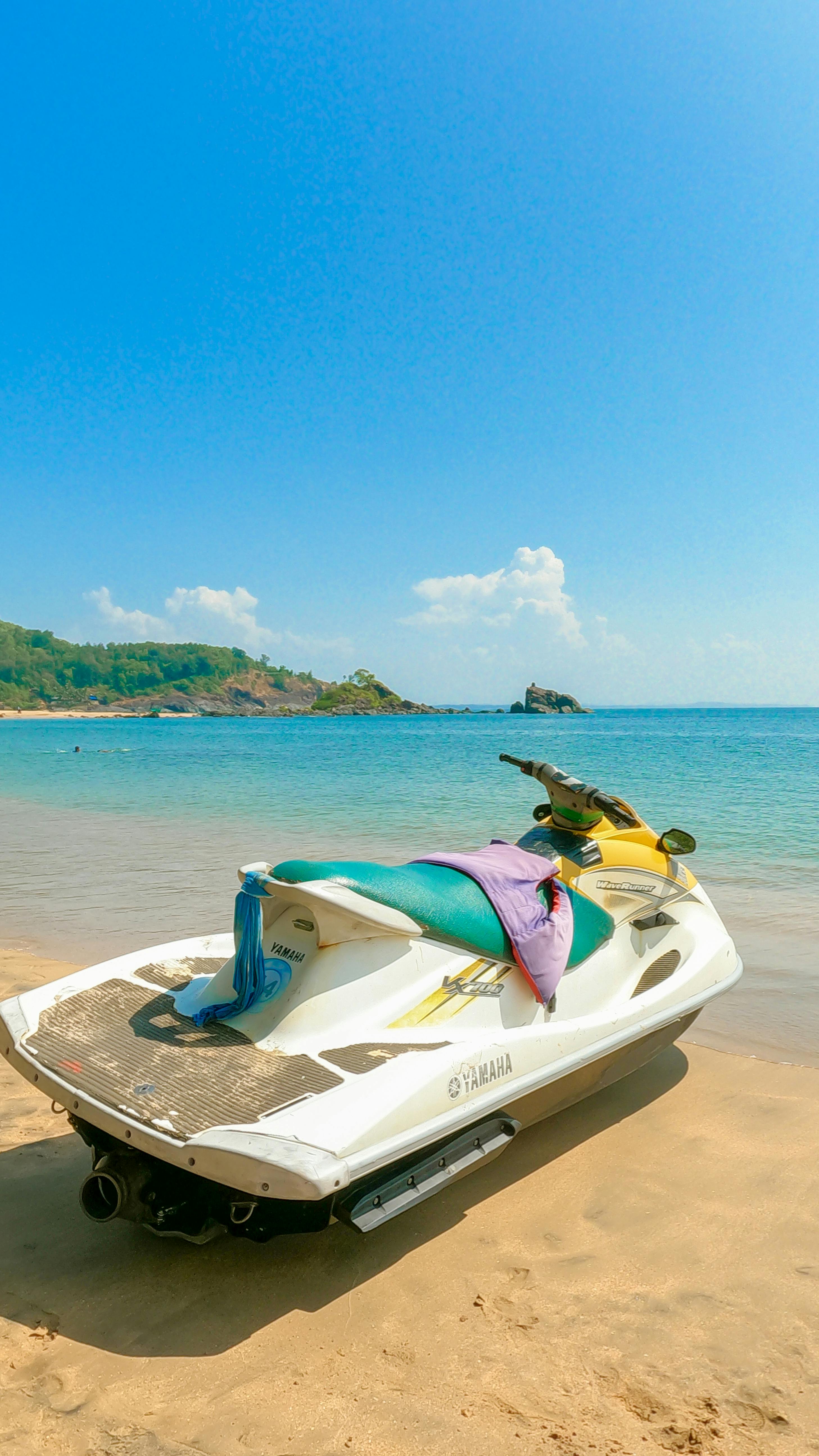 Jet Ski at Sandy Beach · Free Stock Photo