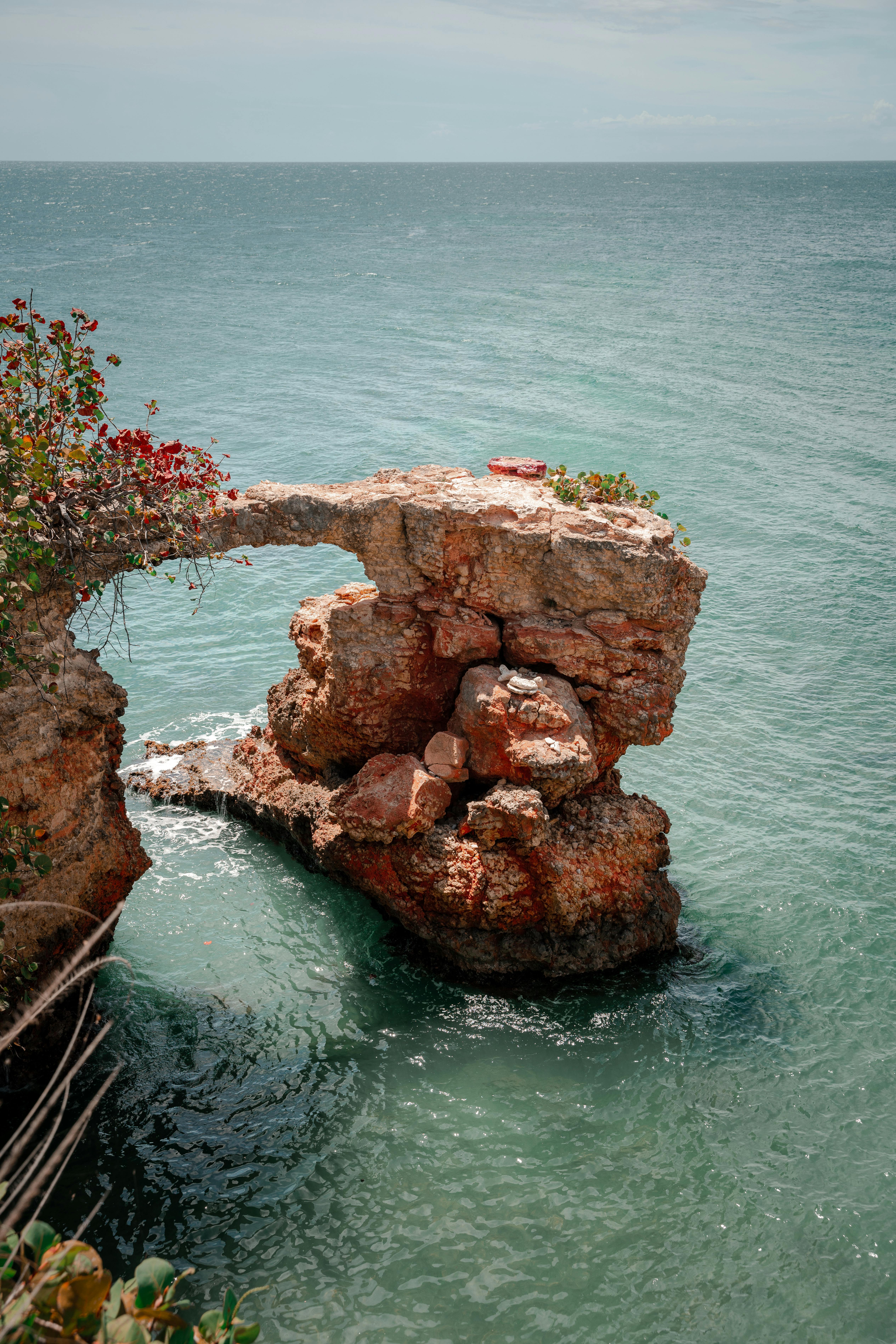 Natural Arch on Sea Coast · Free Stock Photo