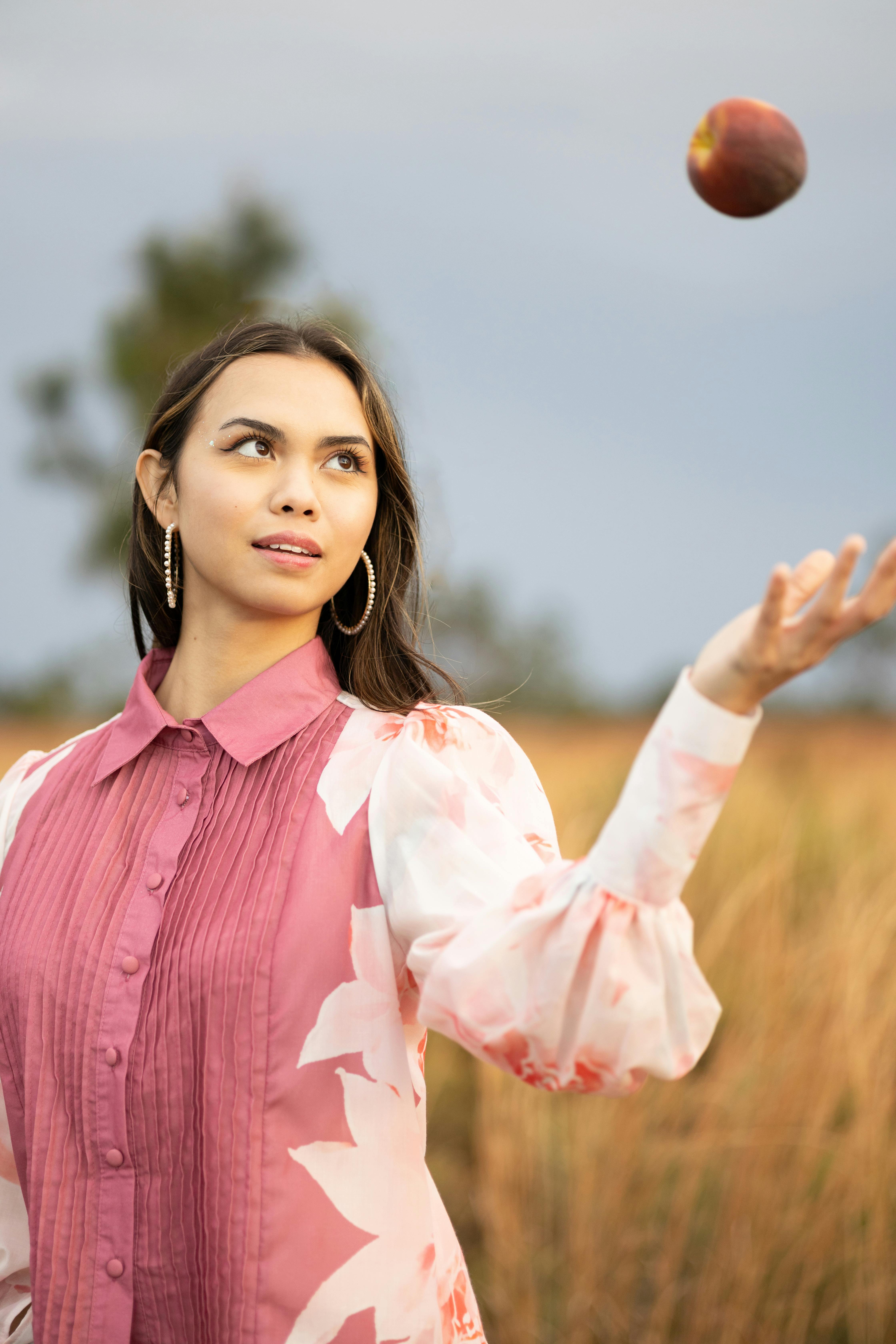 Peach Model Photos, Download The BEST Free Peach Model Stock Photos ...