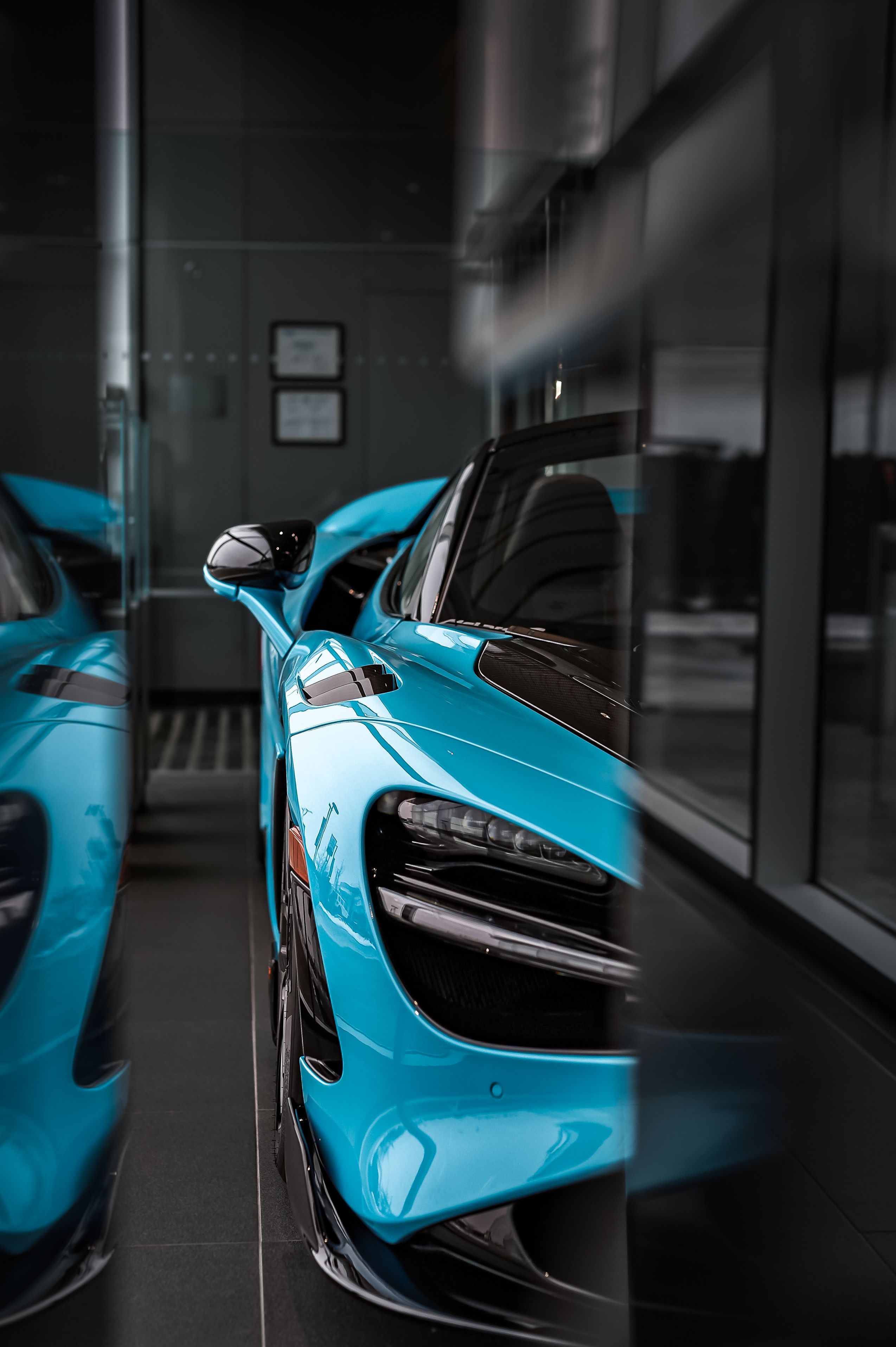 Blue McLaren 765LT · Free Stock Photo