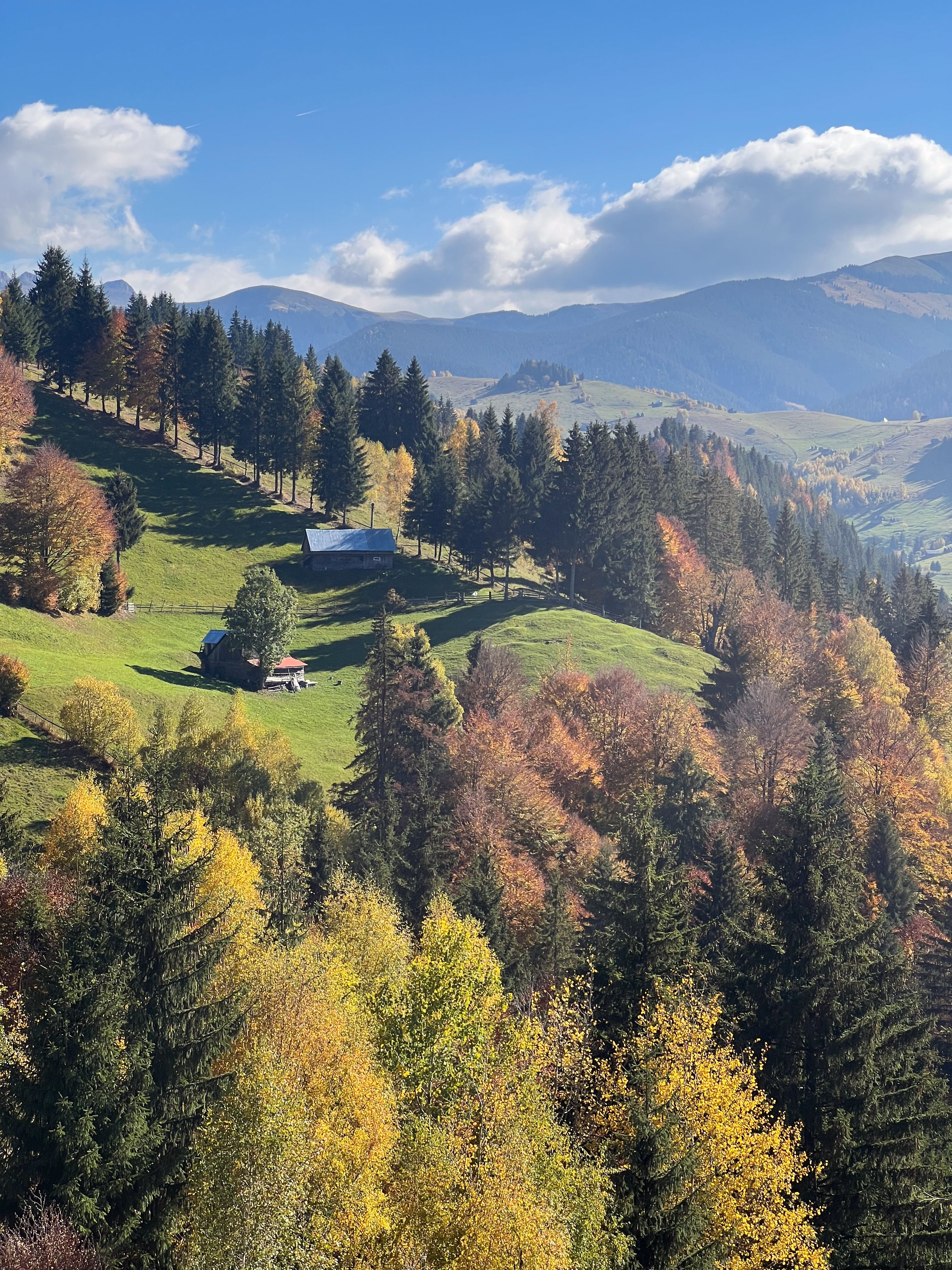 Romania,Transylvania, Amfiteatrul Transilvania, Romanian Mountains ...