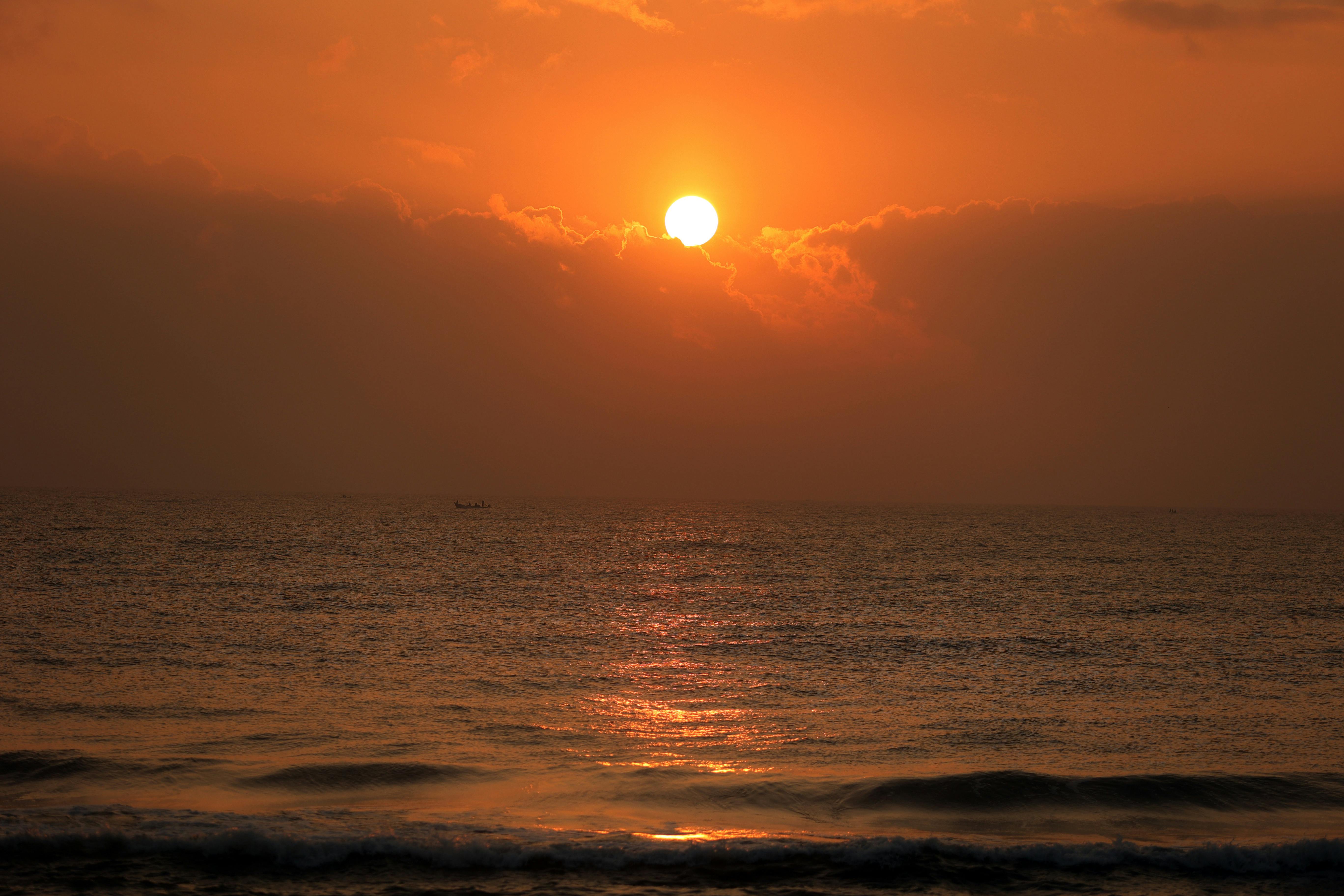 Sun Pic Photos, Download The BEST Free Sun Pic Stock Photos & HD Images