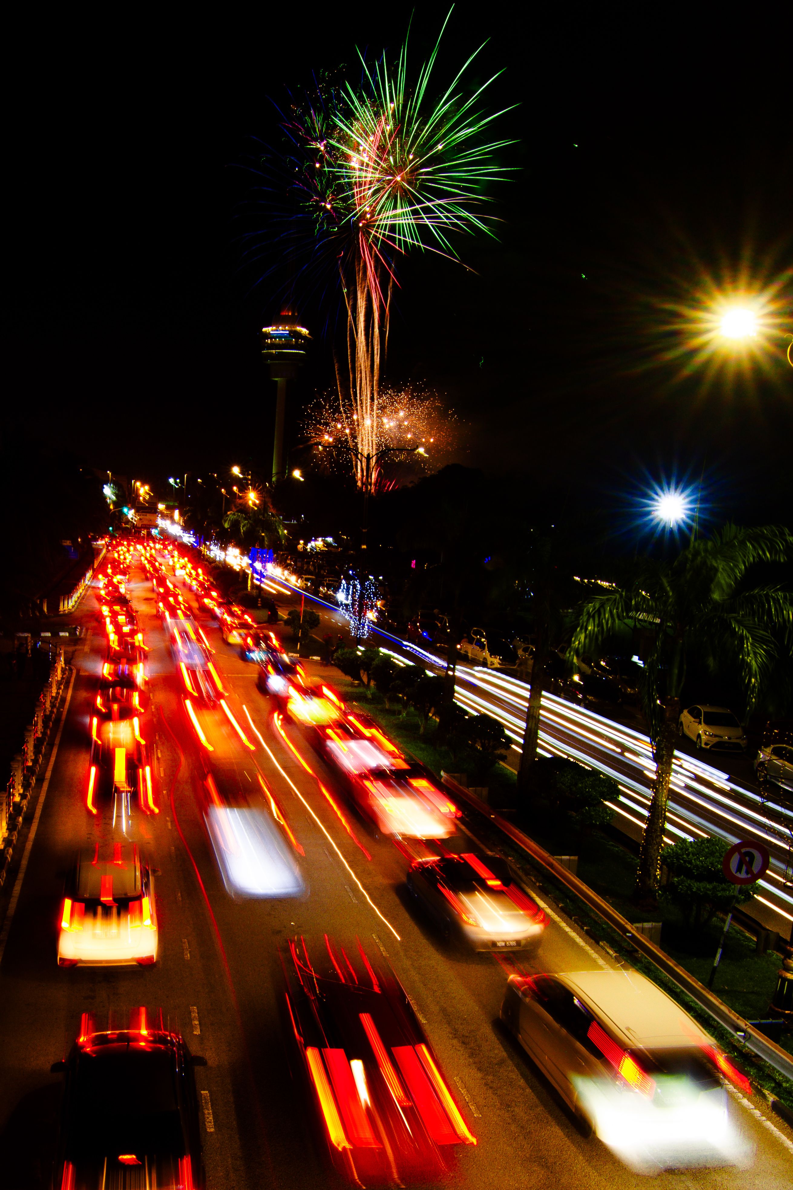 Cars on a Street at Night · Free Stock Photo