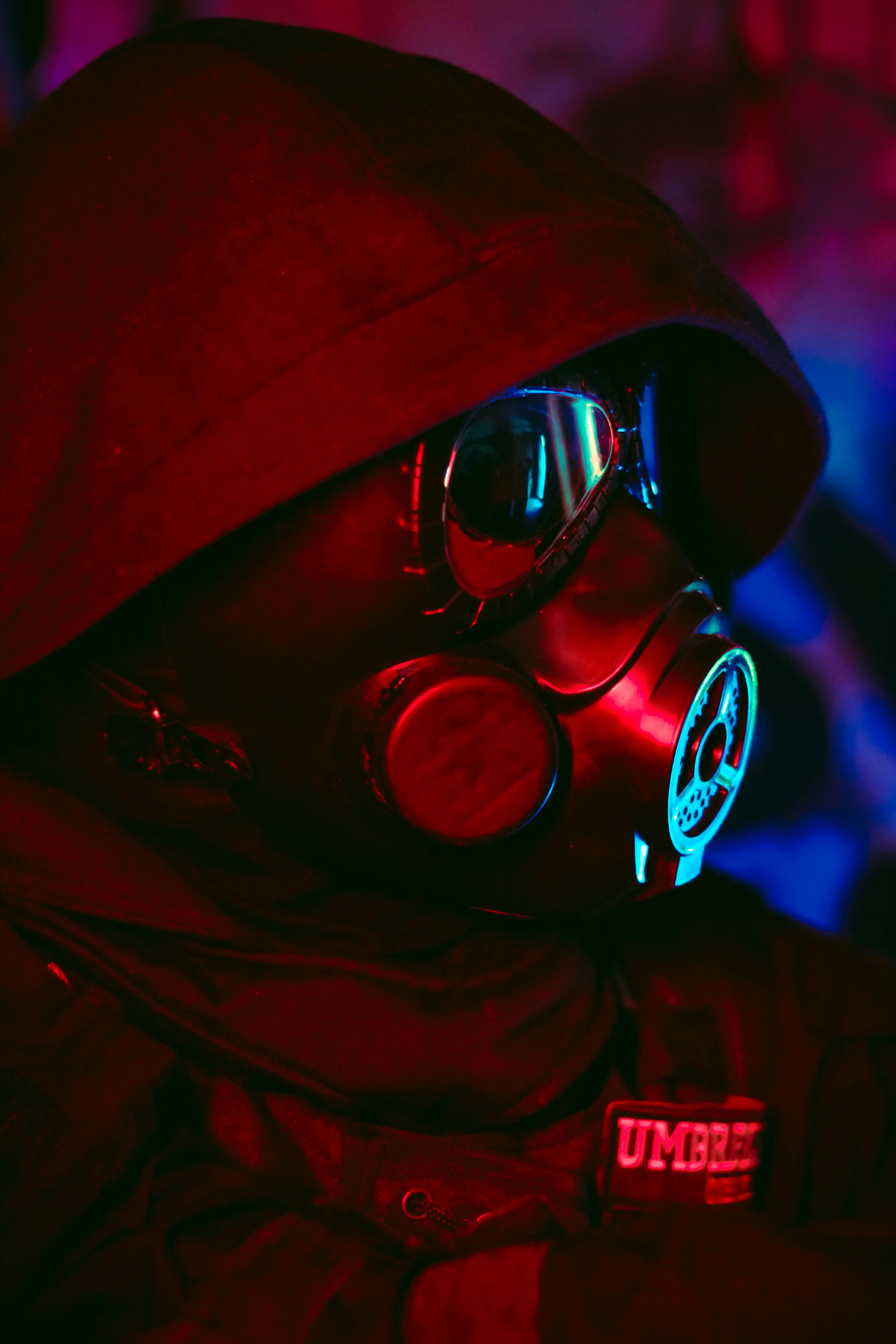 Person Wearing a Gas Mask · Free Stock Photo