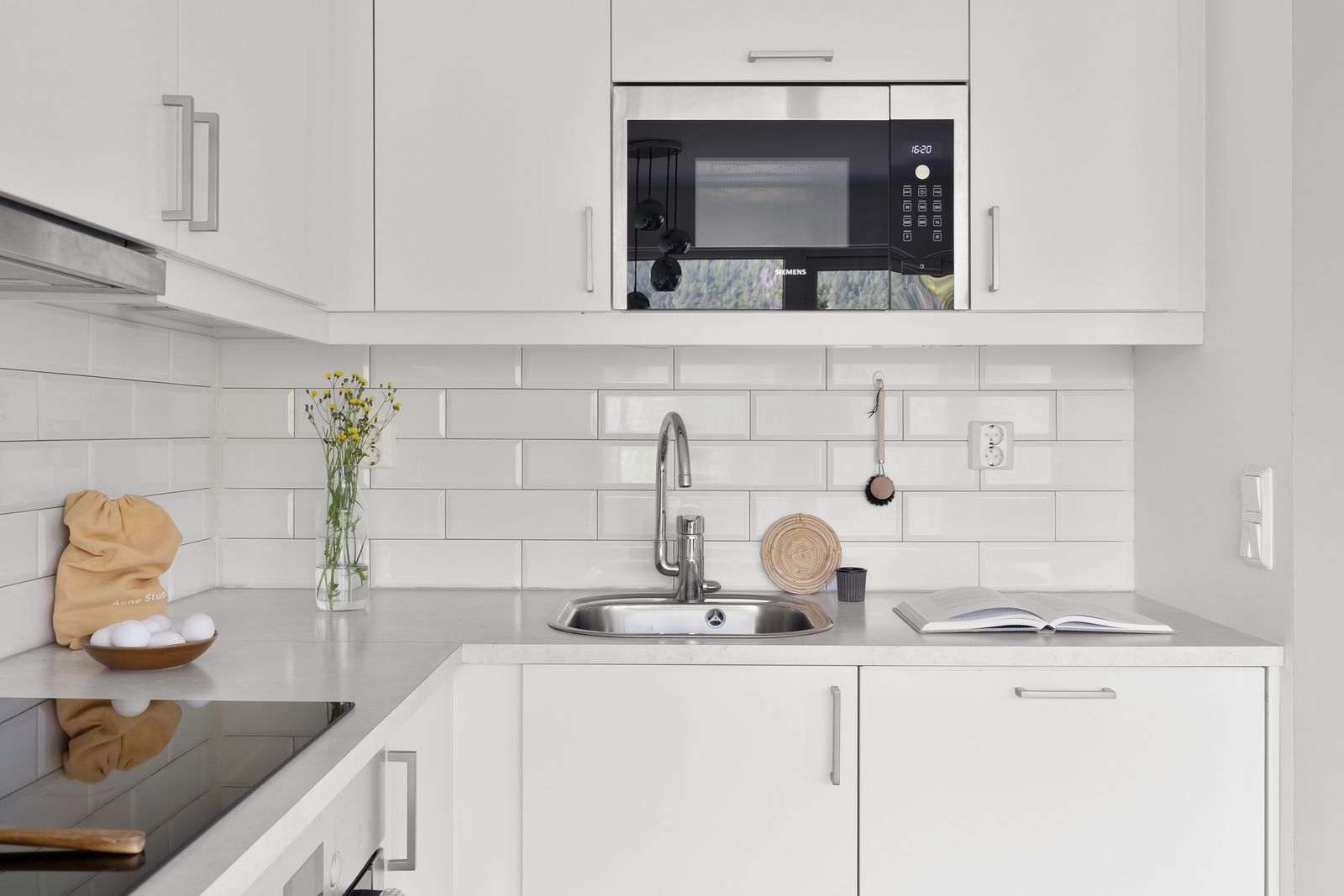 Microwaves Photos, Download The BEST Free Microwaves Stock Photos & HD ...