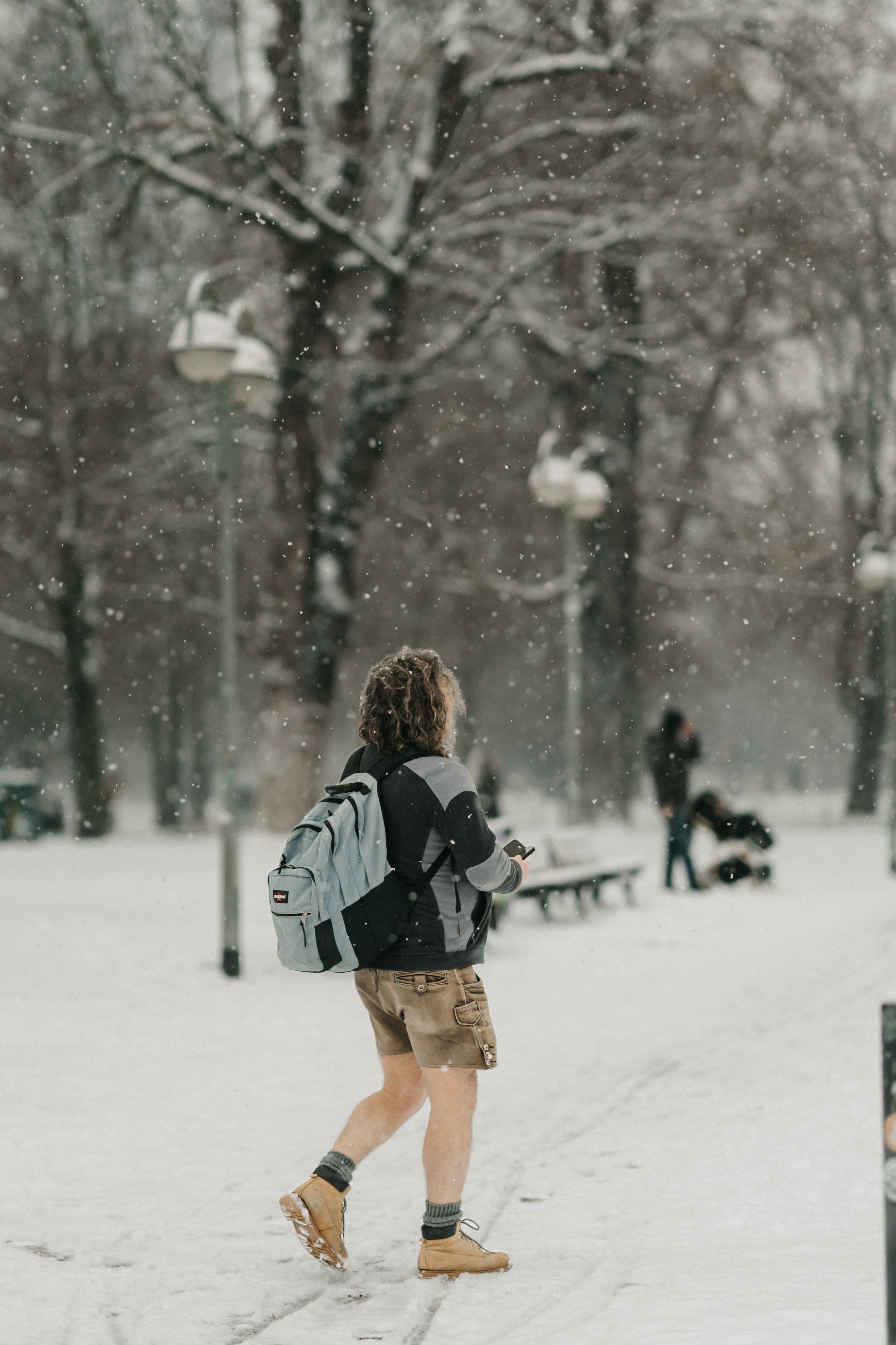 Shorts In Winter Photos, Download The BEST Free Shorts In Winter Stock ...