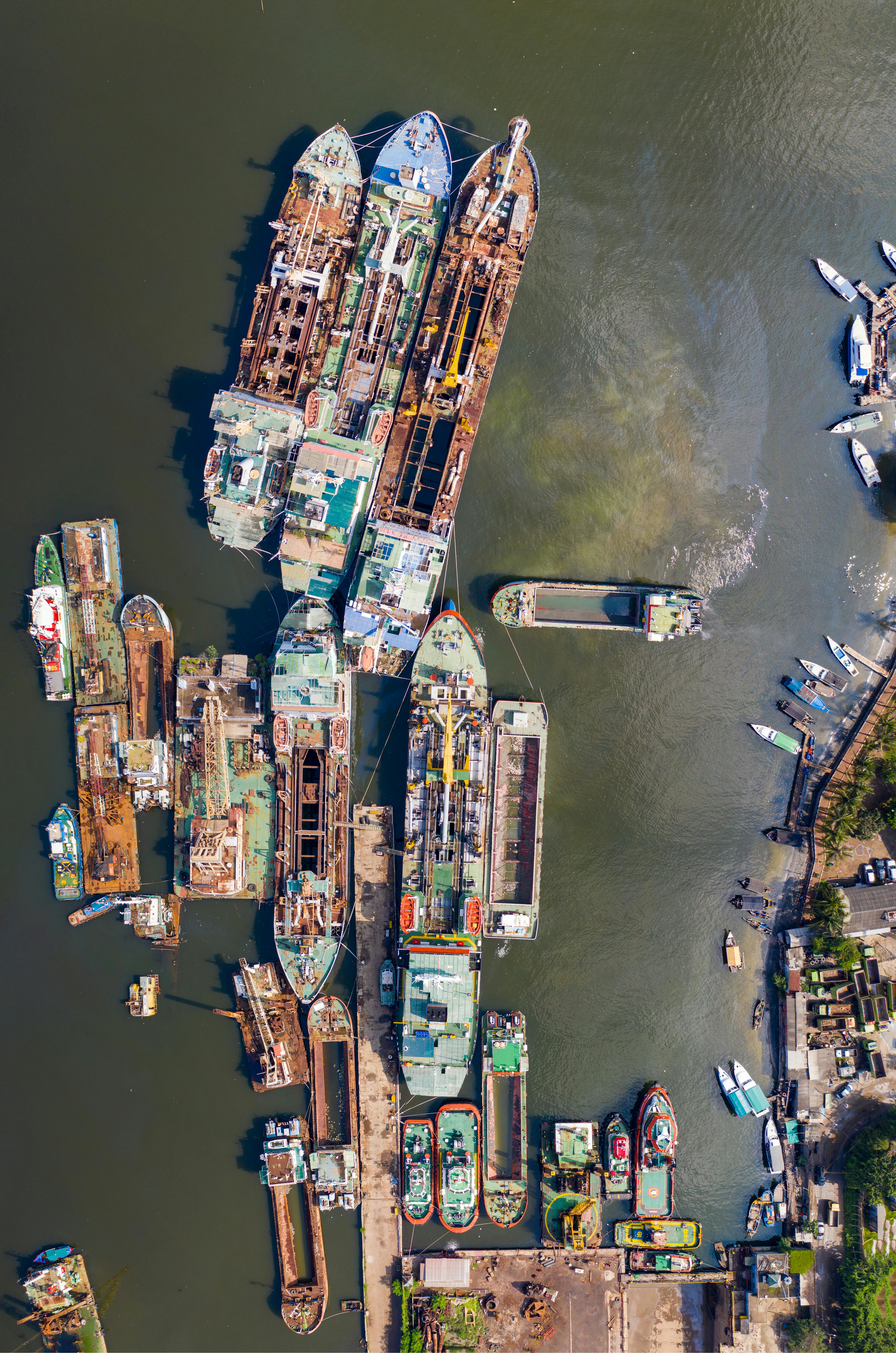 Ships Docked · Free Stock Photo