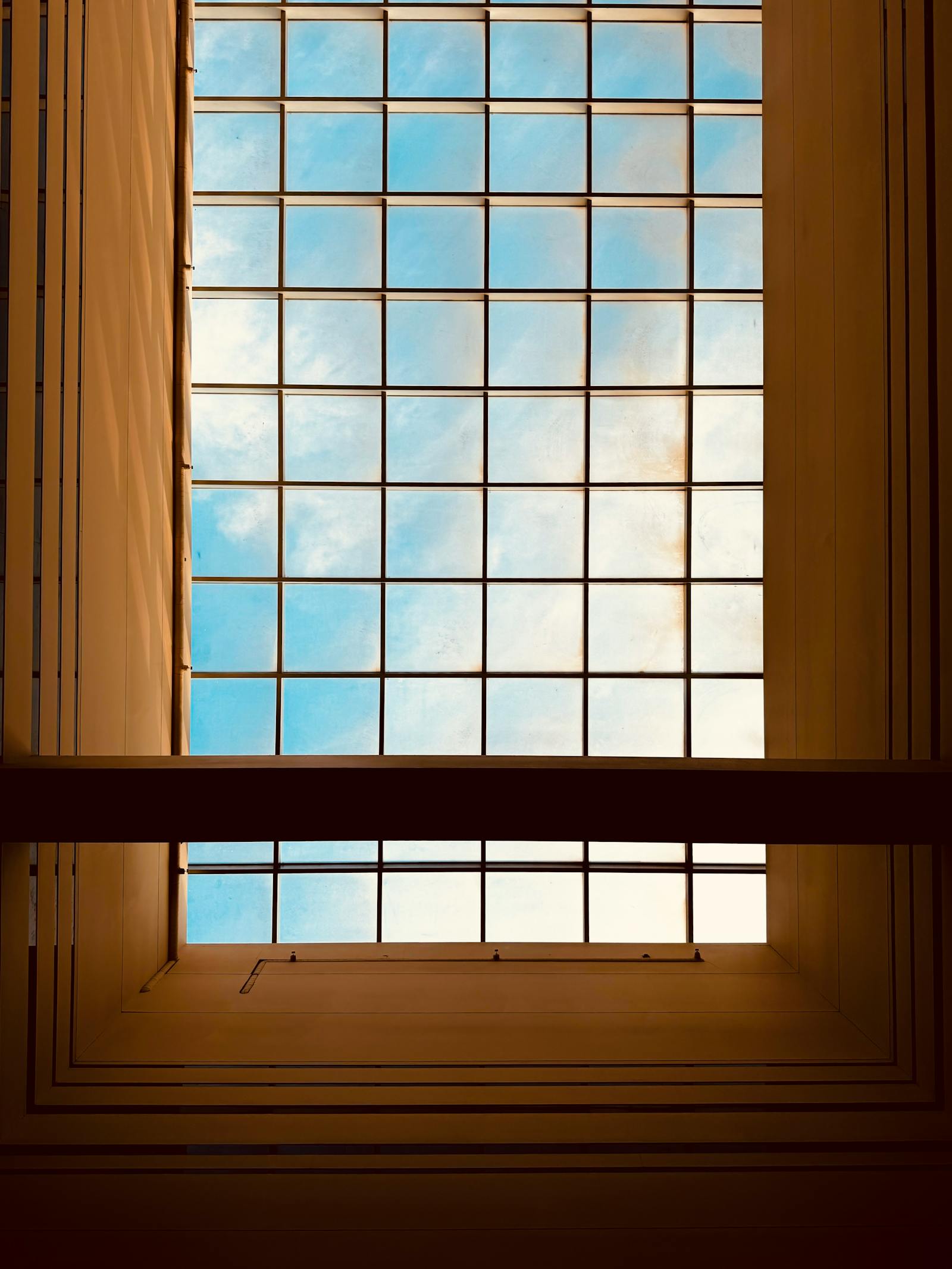 Aluminium Window Frames Photos, Download The BEST Free Aluminium Window Frames Stock Photos & HD ...